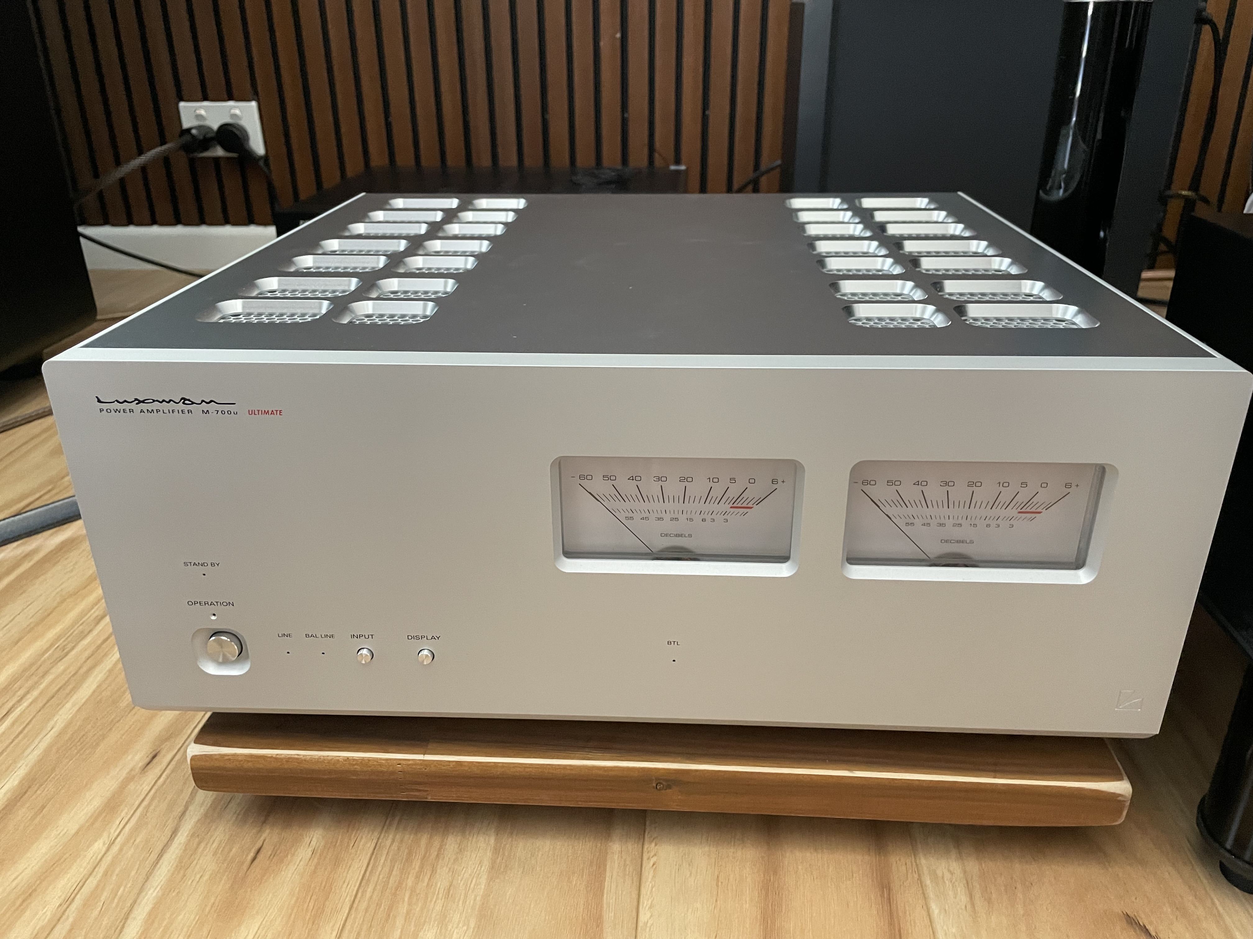 Withdrawn, LUXMAN M700u Power Amplifier |﻿ Stereo, Home Cinema, Headphones Components