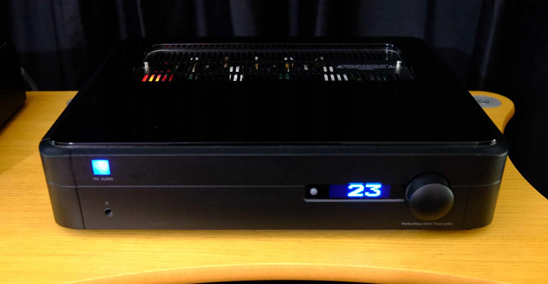 PS Audio BHK Signature Stereo Preamplifier - Stereo, Home Cinema ...