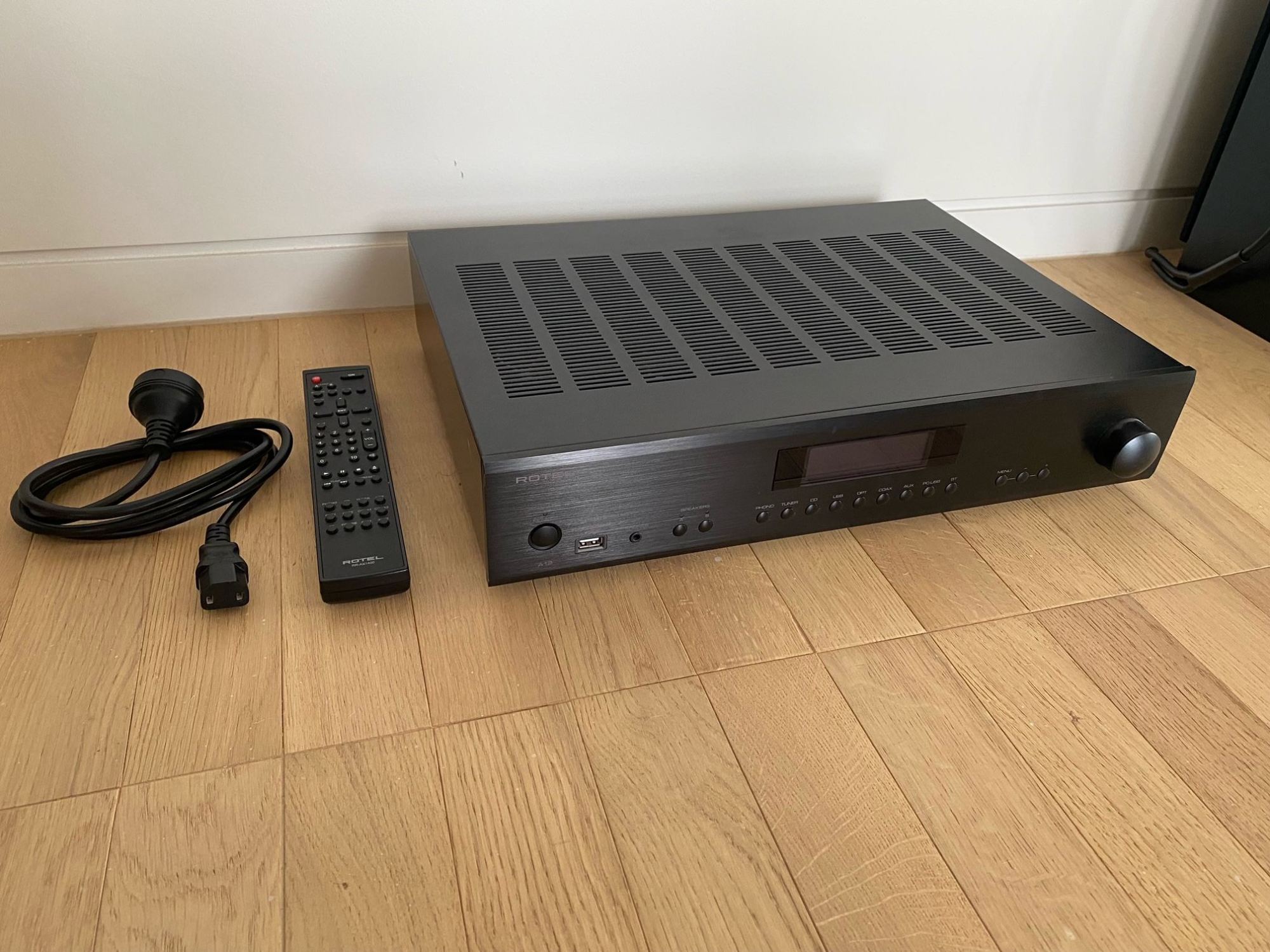 Rotel A12 integrated amplifier black |﻿ Stereo, Home Cinema, Headphones ...