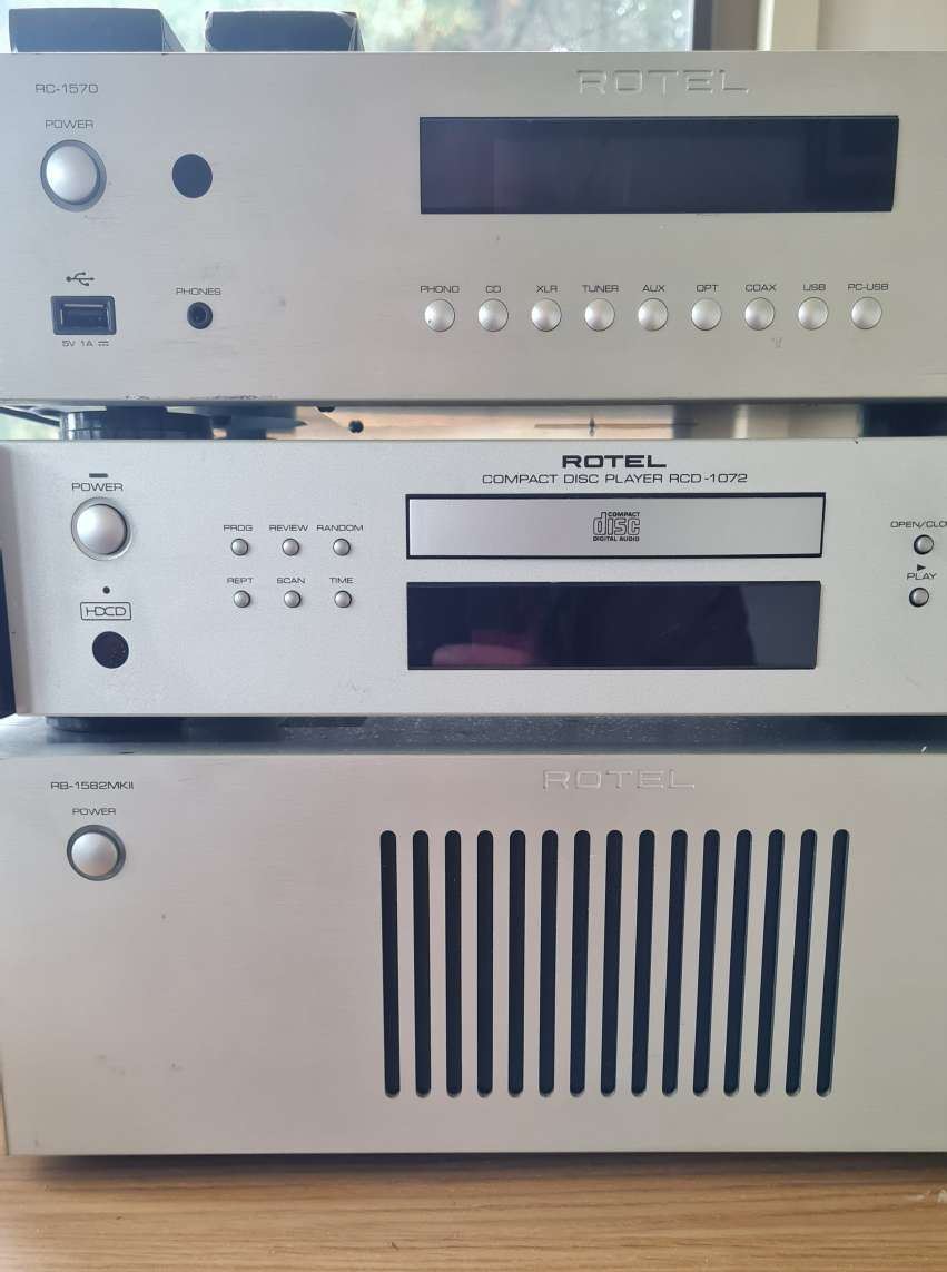 Rotel RC-1570 Pre amp, Rotel RB-1582MK11 AMP, Rotel RCD 1072 - Stereo ...