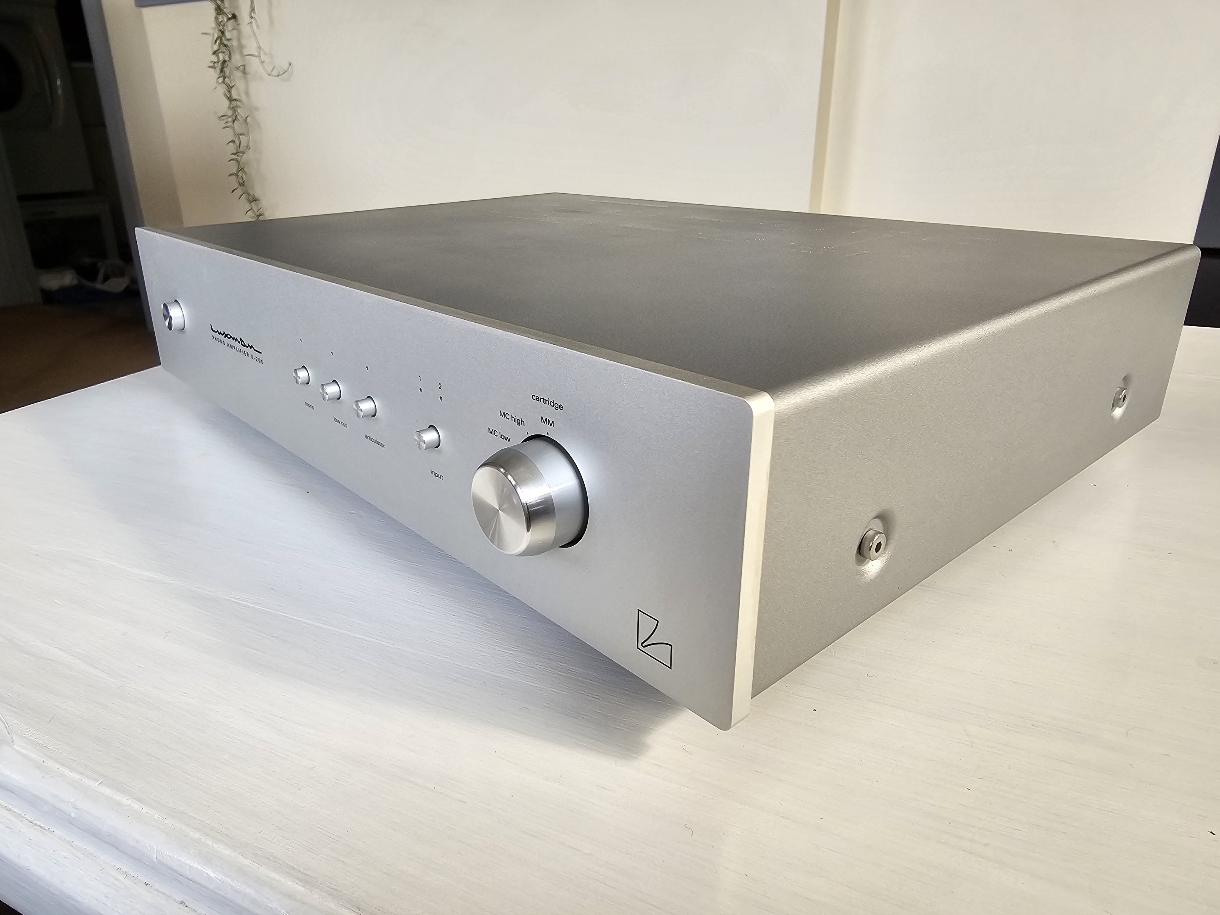 LUXMAN PHONO STAGE E-200 - Stereo, Home Cinema, Headphones Components ...