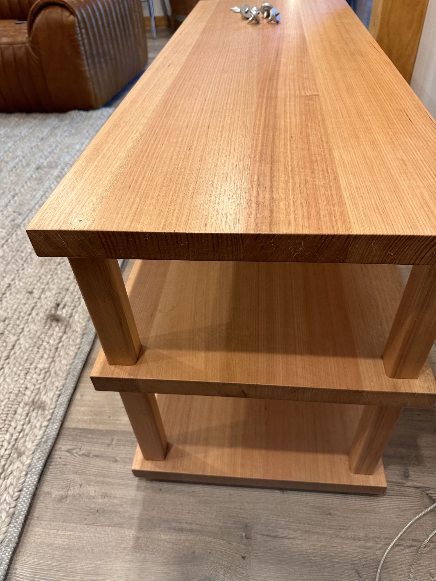 Tasmanian Oak hifi stand - Hi-Fi and Cinema Cables & Accessories ...