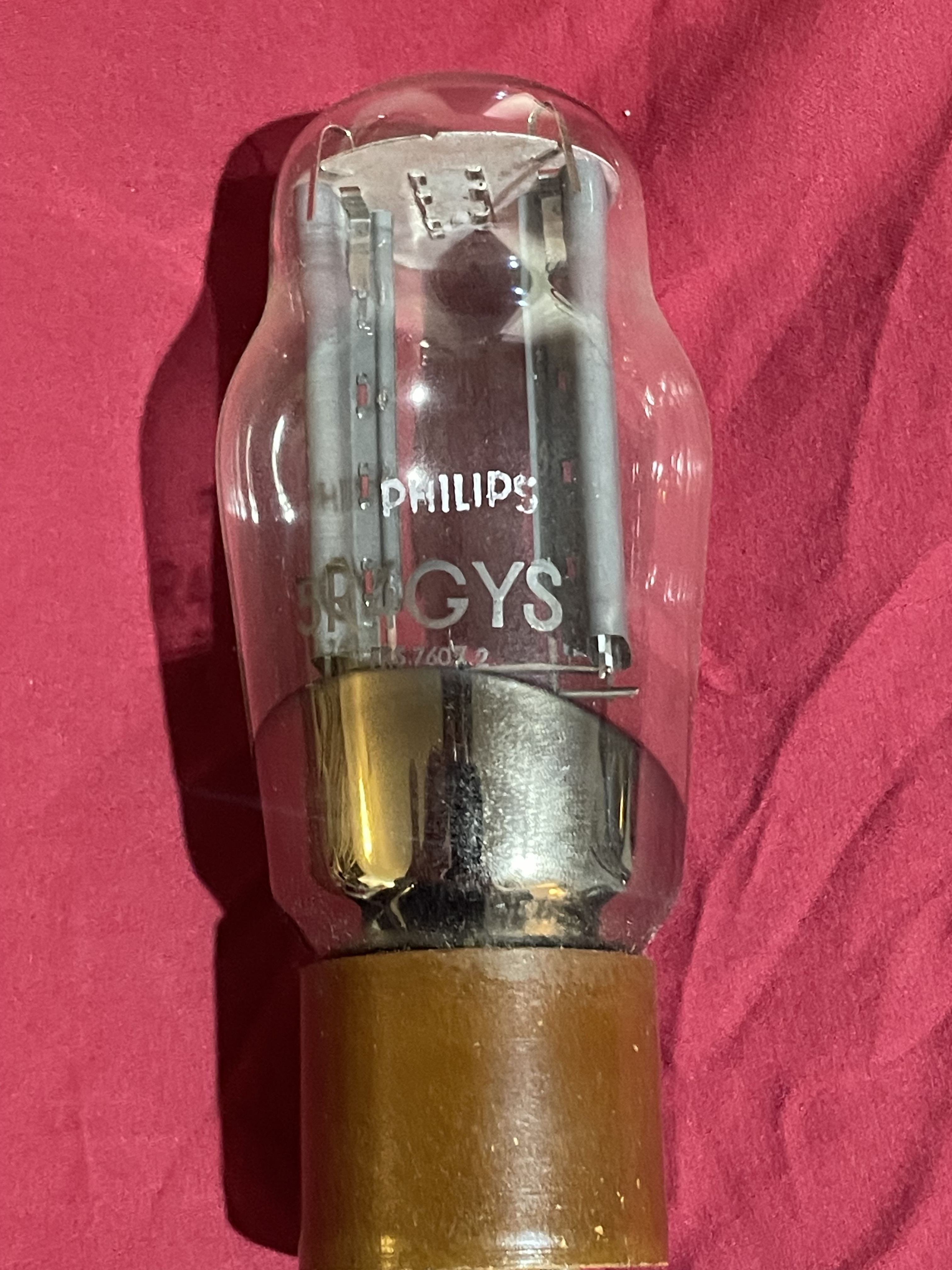 Philips 5R4GY - Hi-Fi and Cinema Cables & Accessories - StereoNET