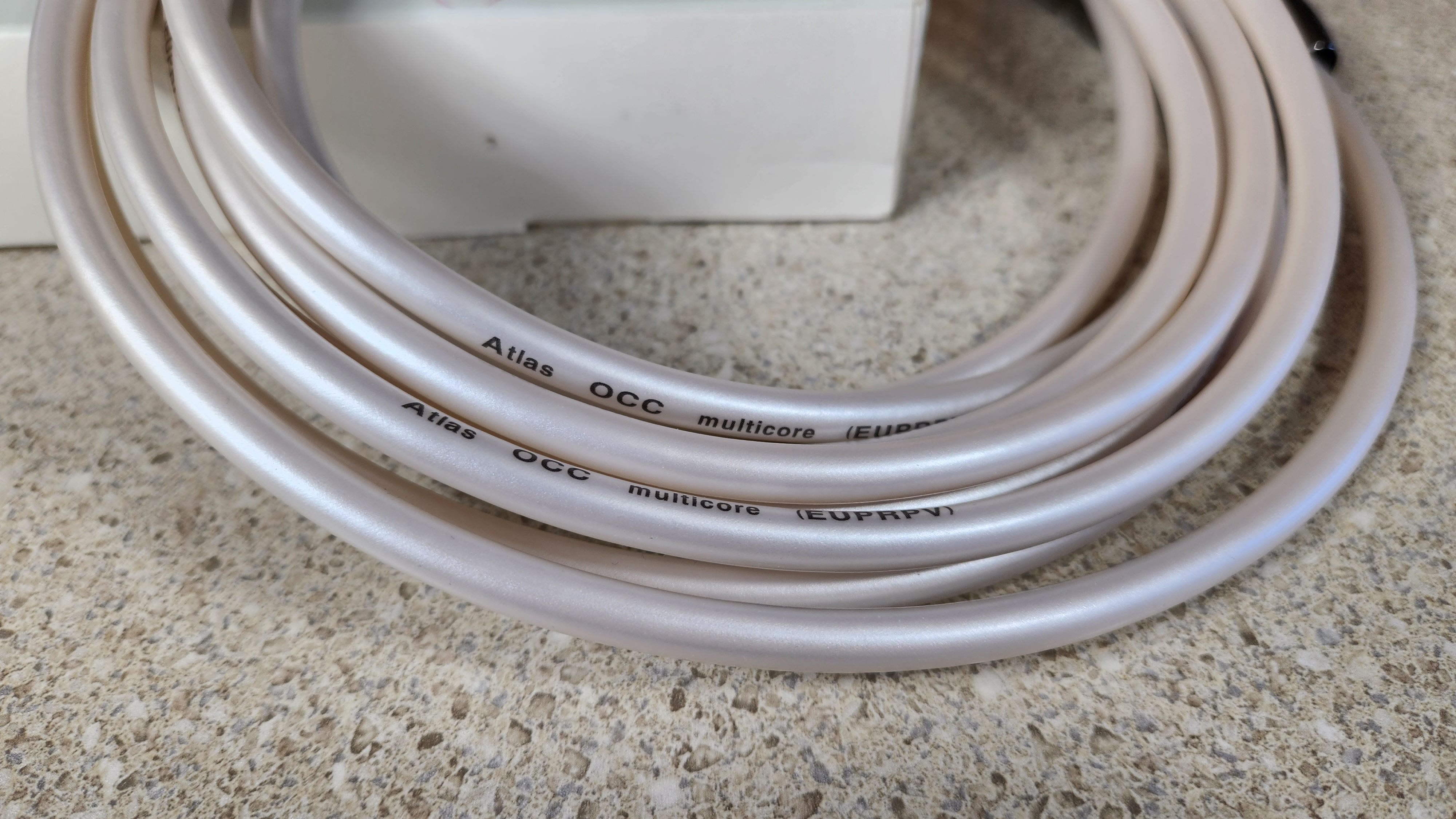 Atlas Equator OCC 2m XLR Cable - Hi-Fi and Cinema Cables & Accessories - StereoNET