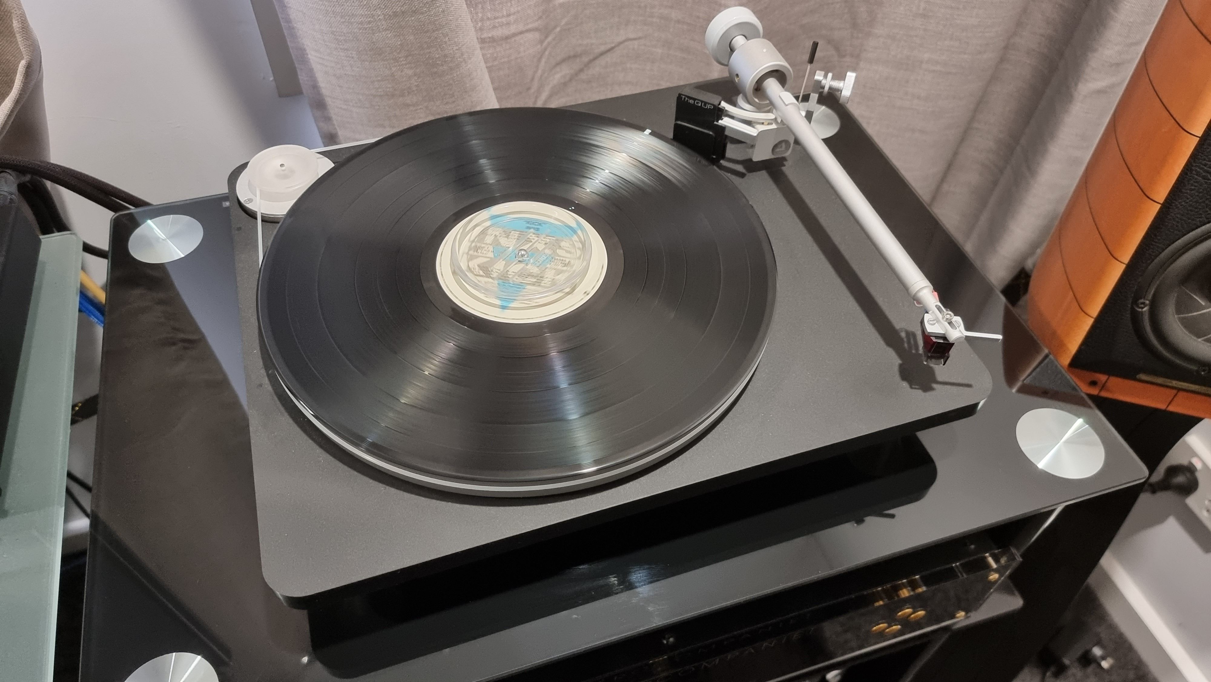 Clearaudio Emotion Turntable (Sans Cartridge) |﻿ Stereo, Home Cinema ...
