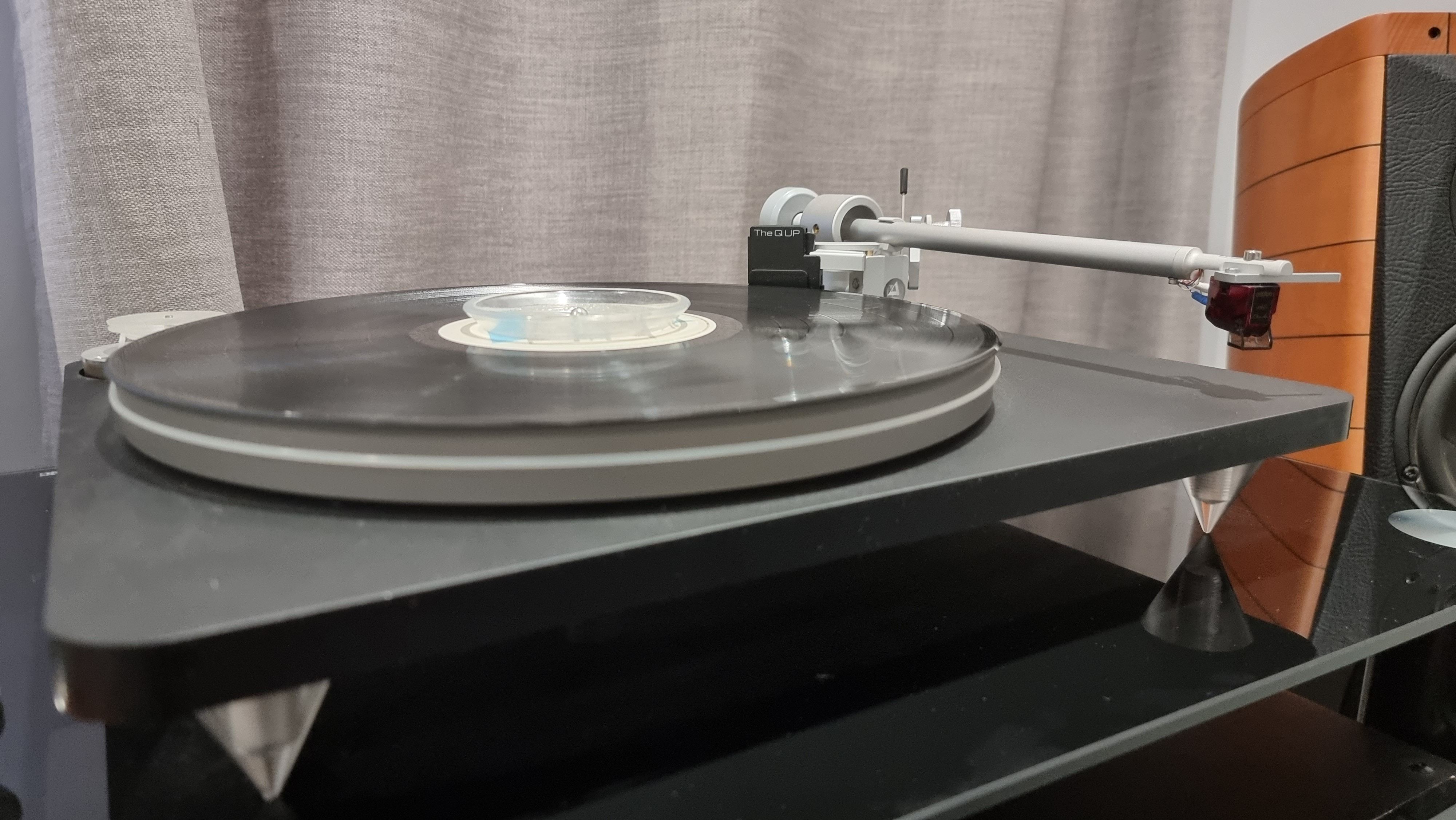 Clearaudio Emotion Turntable (Sans Cartridge) |﻿ Stereo, Home Cinema ...