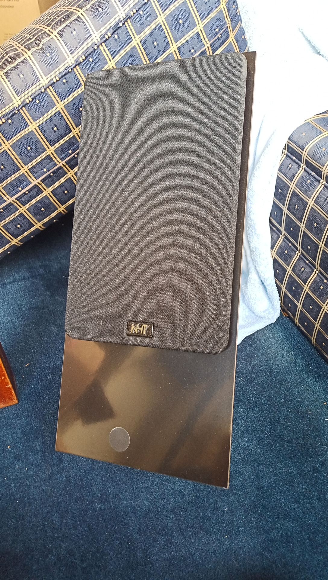 NHT, speakers various models and subwoofer amplifier - Stereo, Home ...