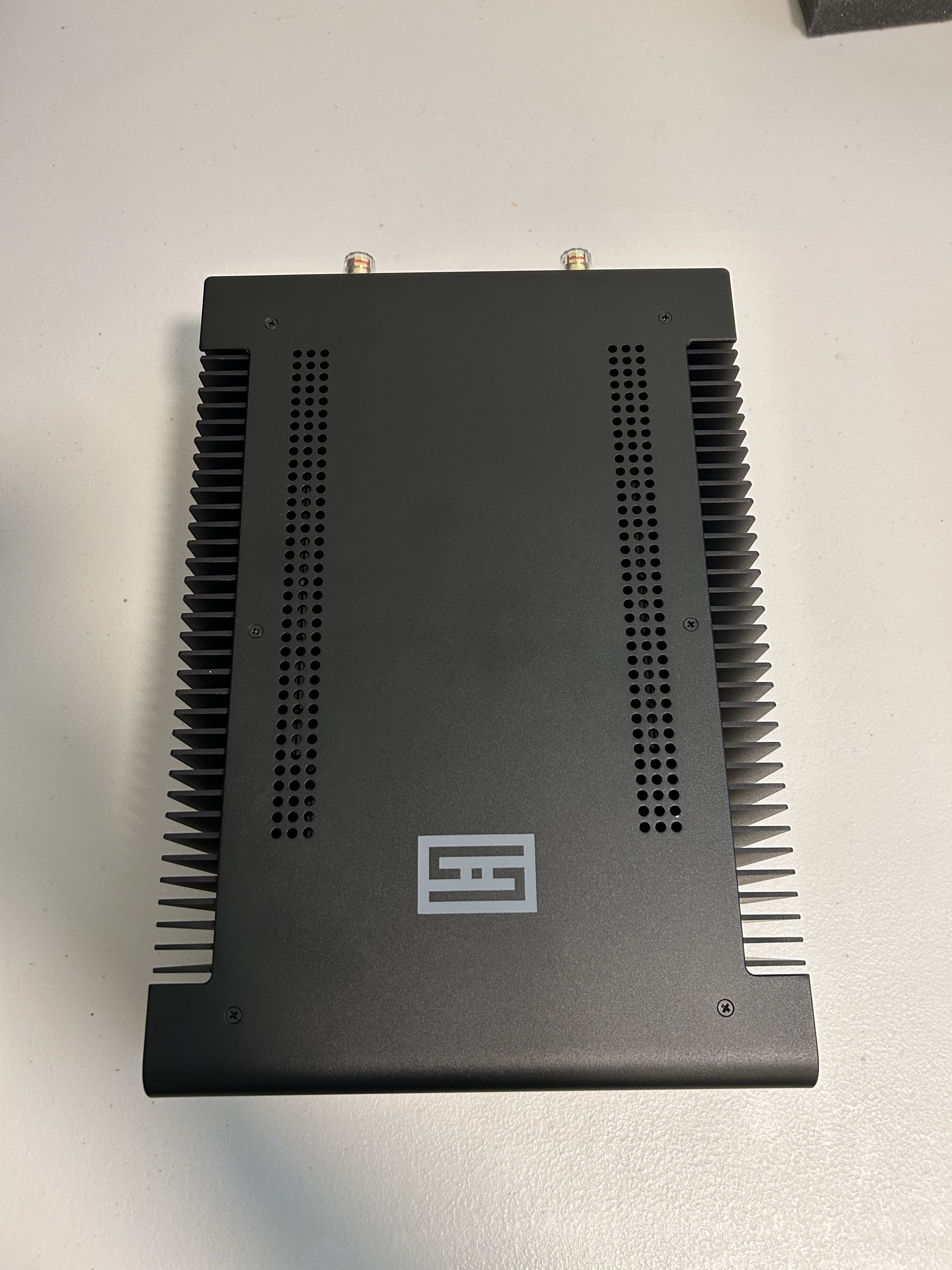 Schiit Audio Vidar Stereo/Mono Power Amplifier Black |﻿ Stereo, Home ...