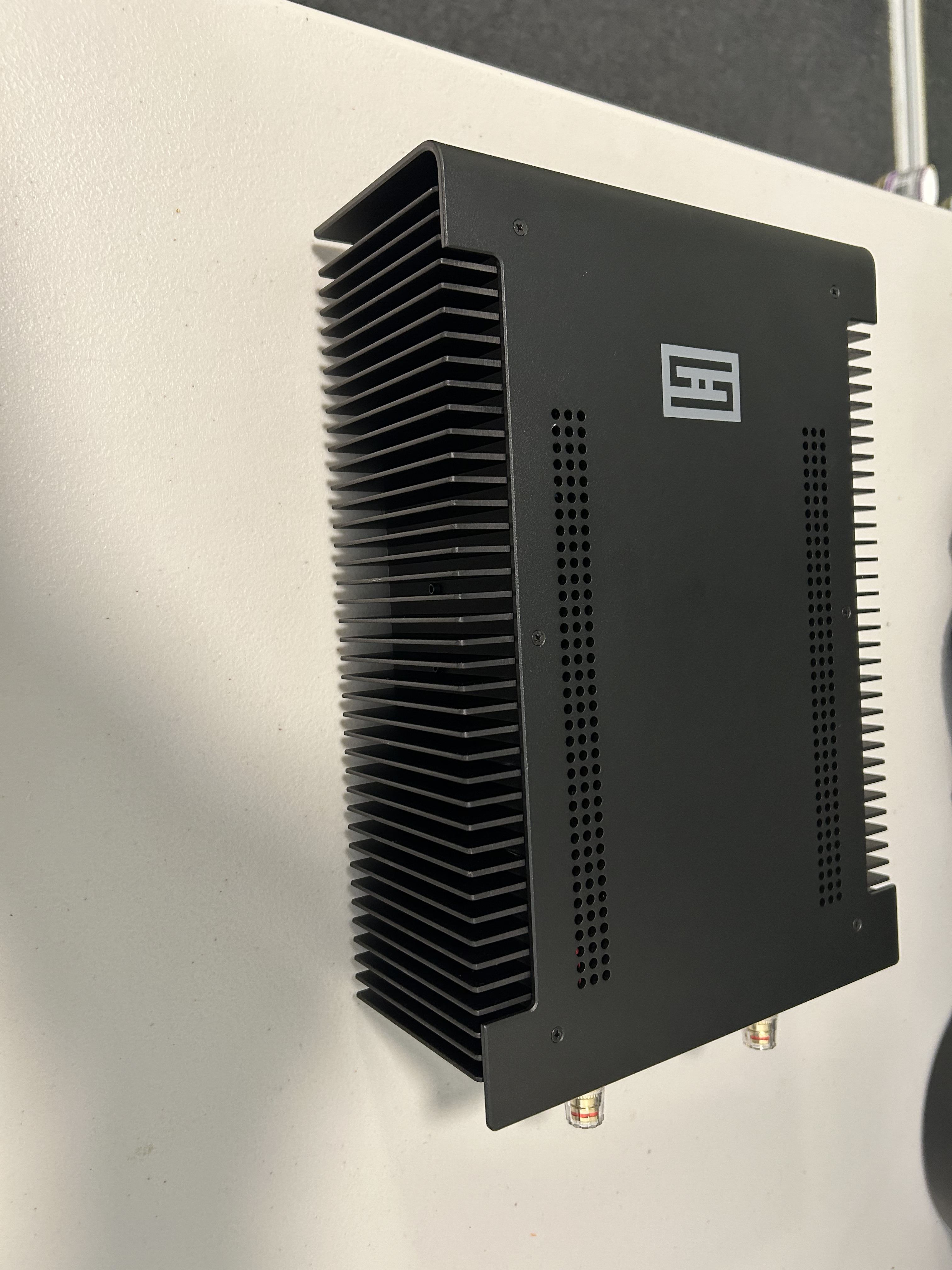 Schiit Audio Vidar Stereo/Mono Power Amplifier Black |﻿ Stereo, Home ...