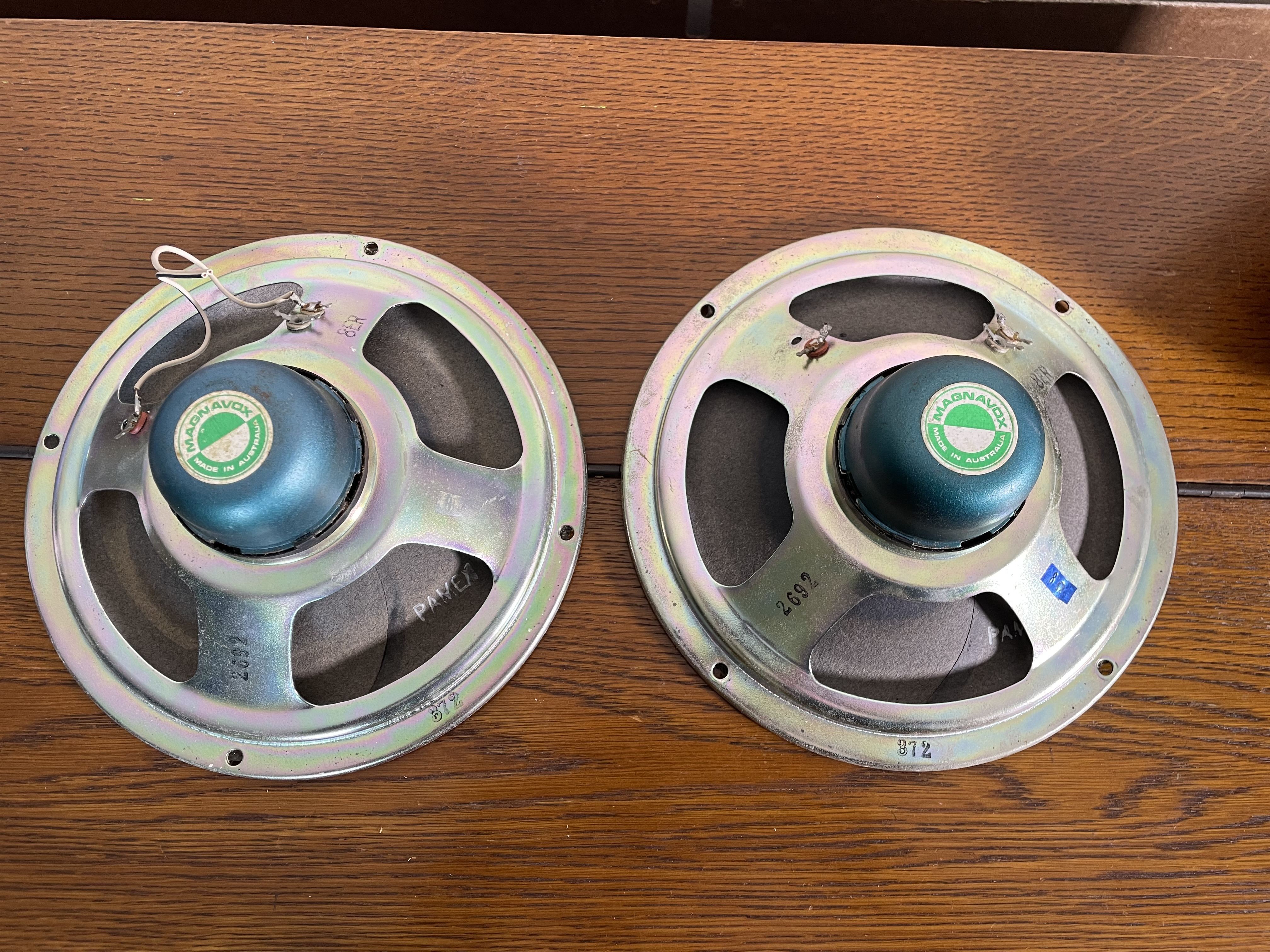 Magnavox 8ER 8” Full range 8ohm Vintage speakers |﻿ Hi-Fi and Cinema Cables & Accessories