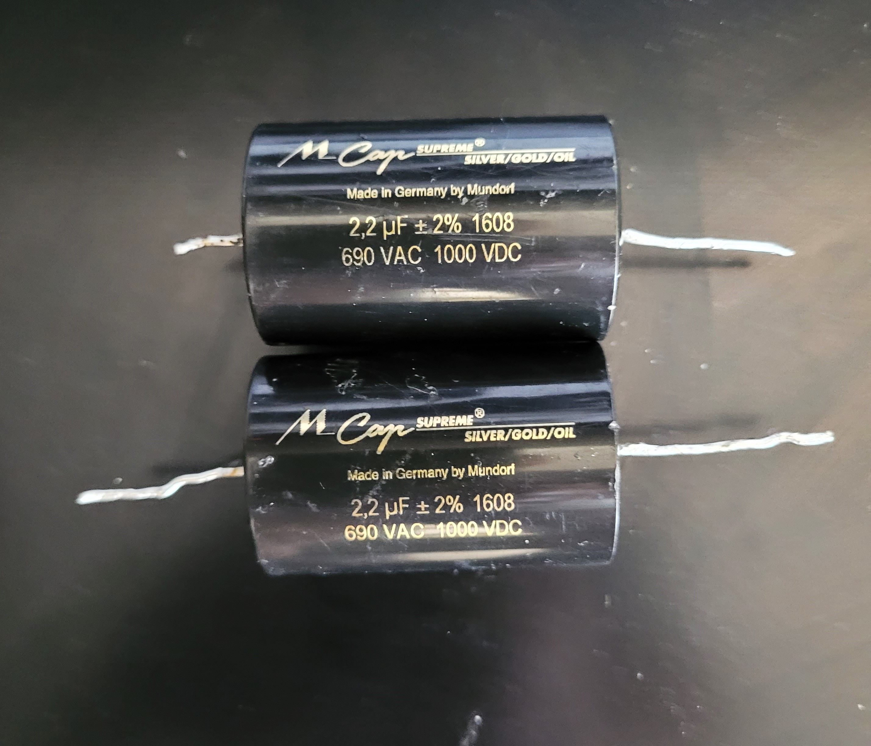 Mundorf 2.2uF 1000V Supreme Silver Gold Oil Capacitor x 2 - Hi-Fi and ...