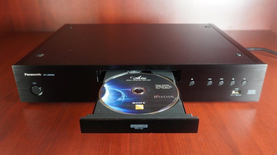Panasonic DP-UB9000 4K Bluray Player |﻿ Stereo, Home Cinema, Headphones ...