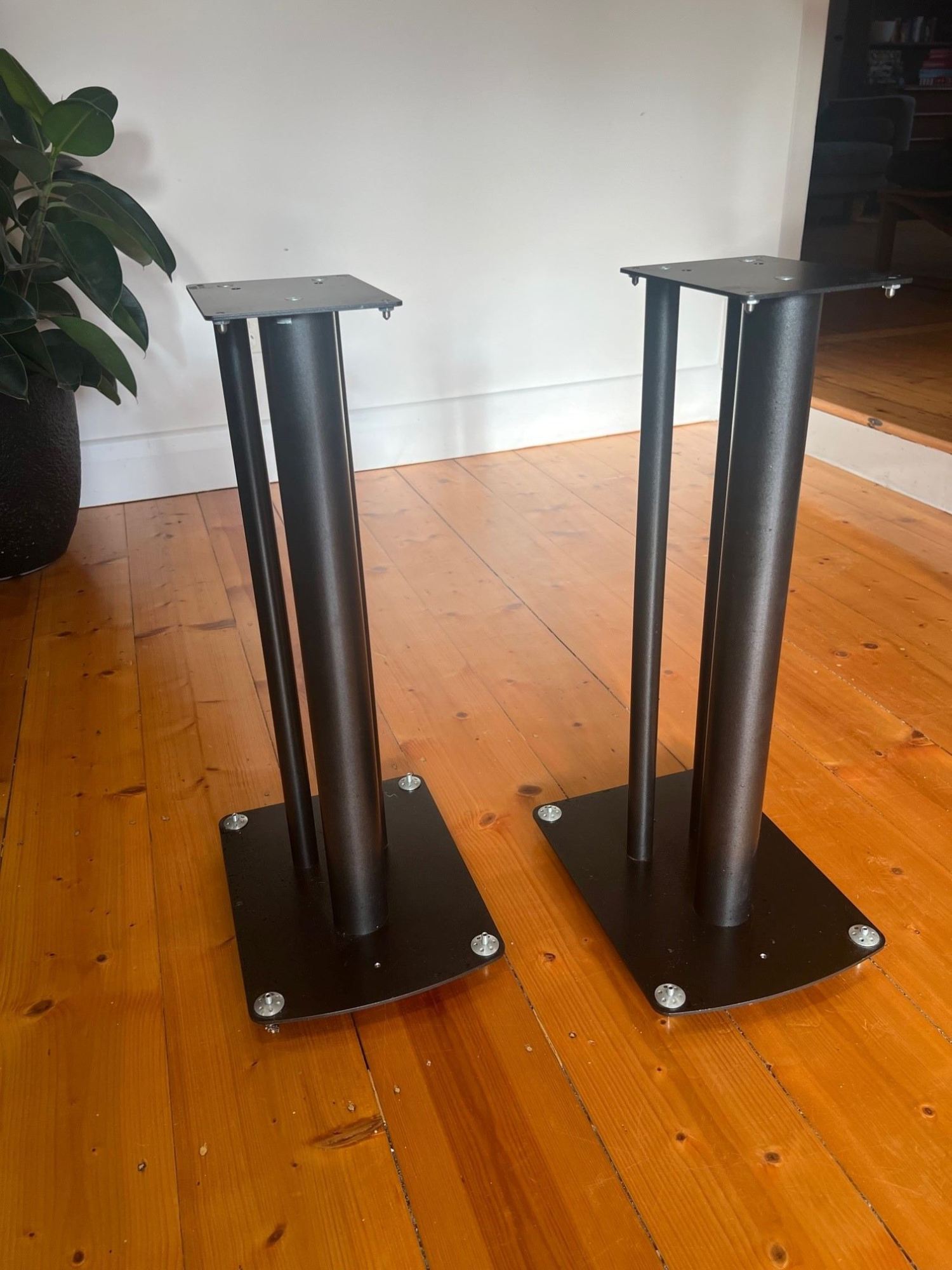 Soundstyle Z2 speaker stand - Hi-Fi and Cinema Cables & Accessories ...