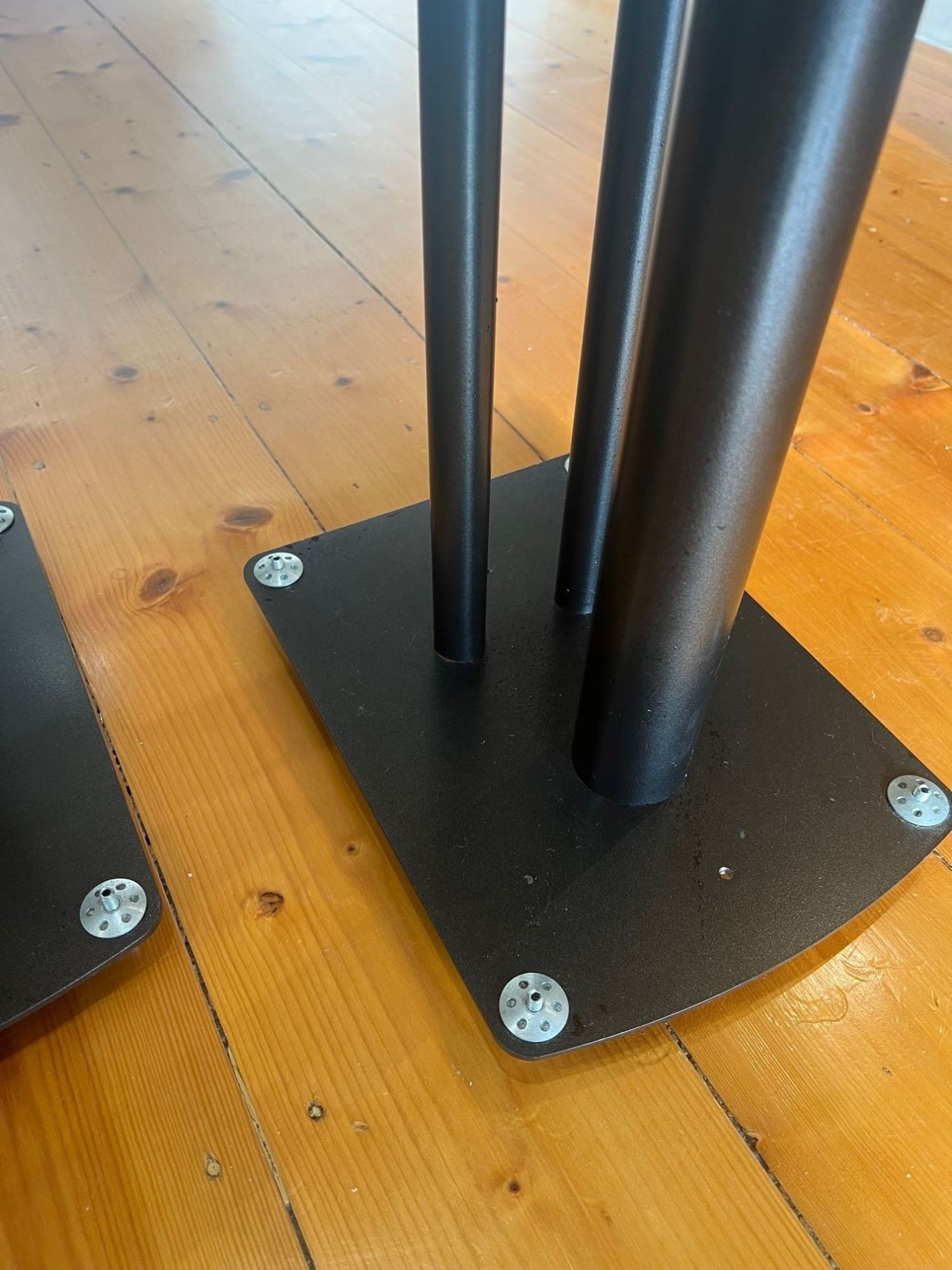 Soundstyle Z2 speaker stand - Hi-Fi and Cinema Cables & Accessories ...