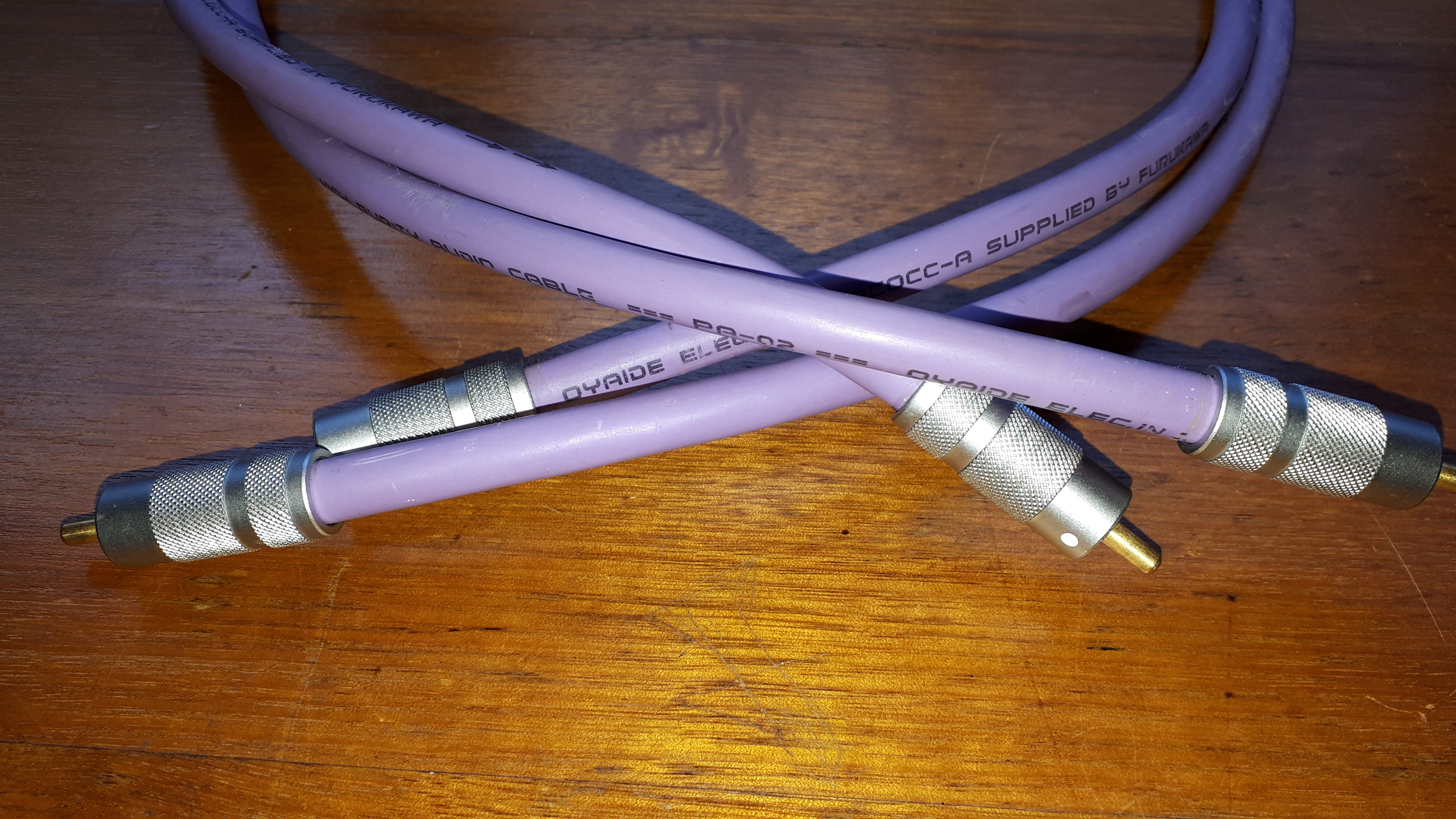 Oyaide RCA interconnects - 1.05m - excellent. - Hi-Fi and Cinema Cables ...
