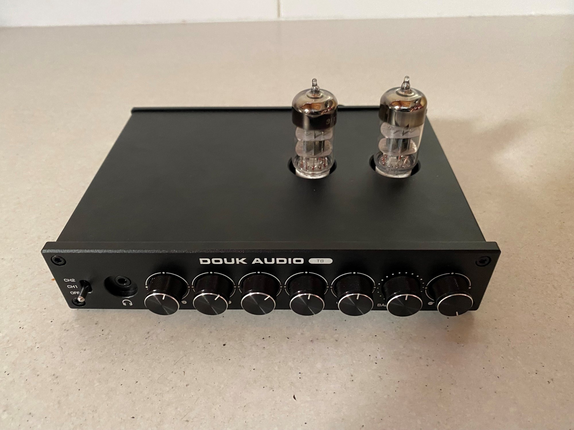 Douk Audio T8 5 band fully balanced tube EQ in as-new cond.! - Stereo ...