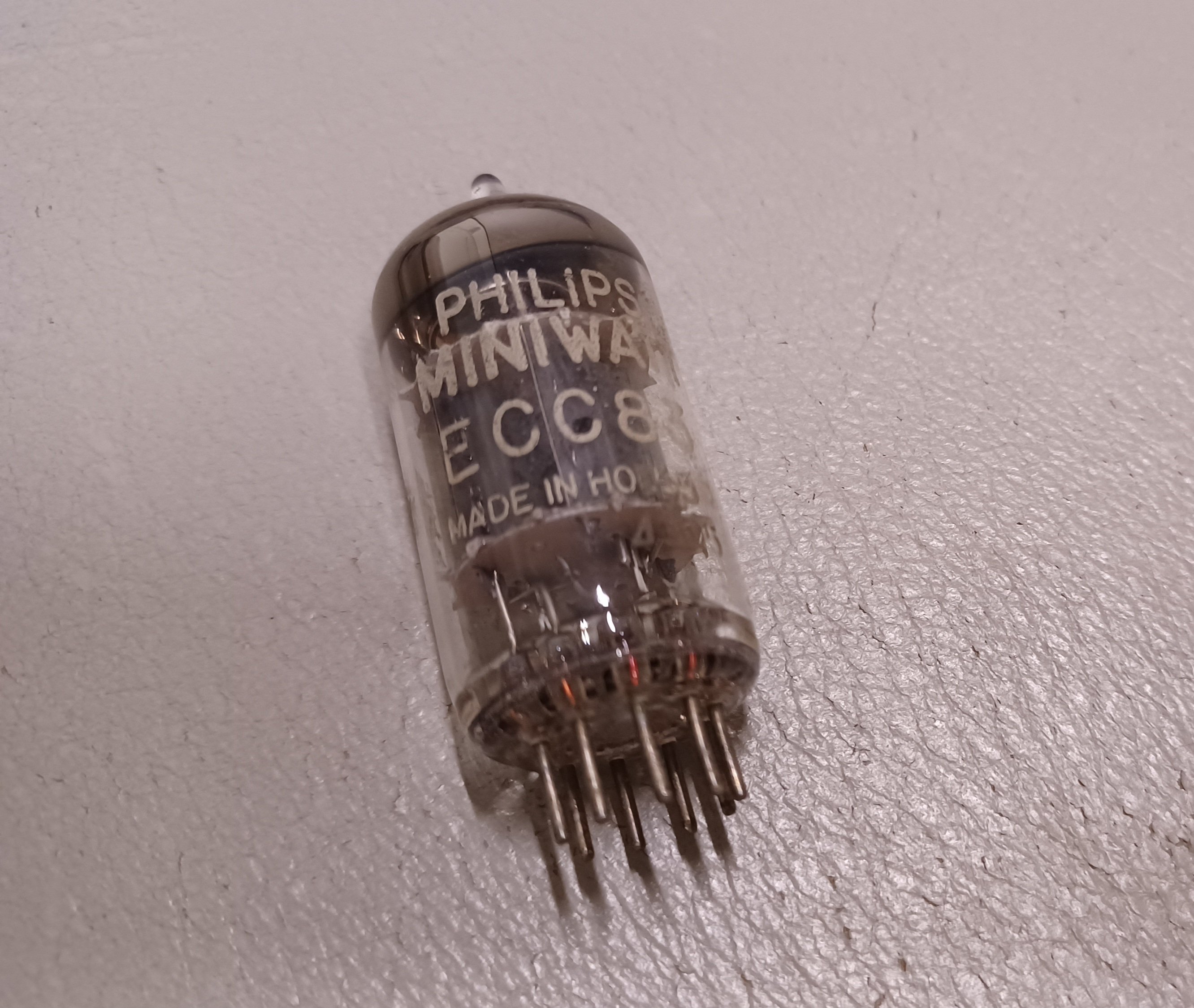 Philips miniwatt ECC83 12AX7 Heerlen 1963 - Hi-Fi and Cinema Cables ...