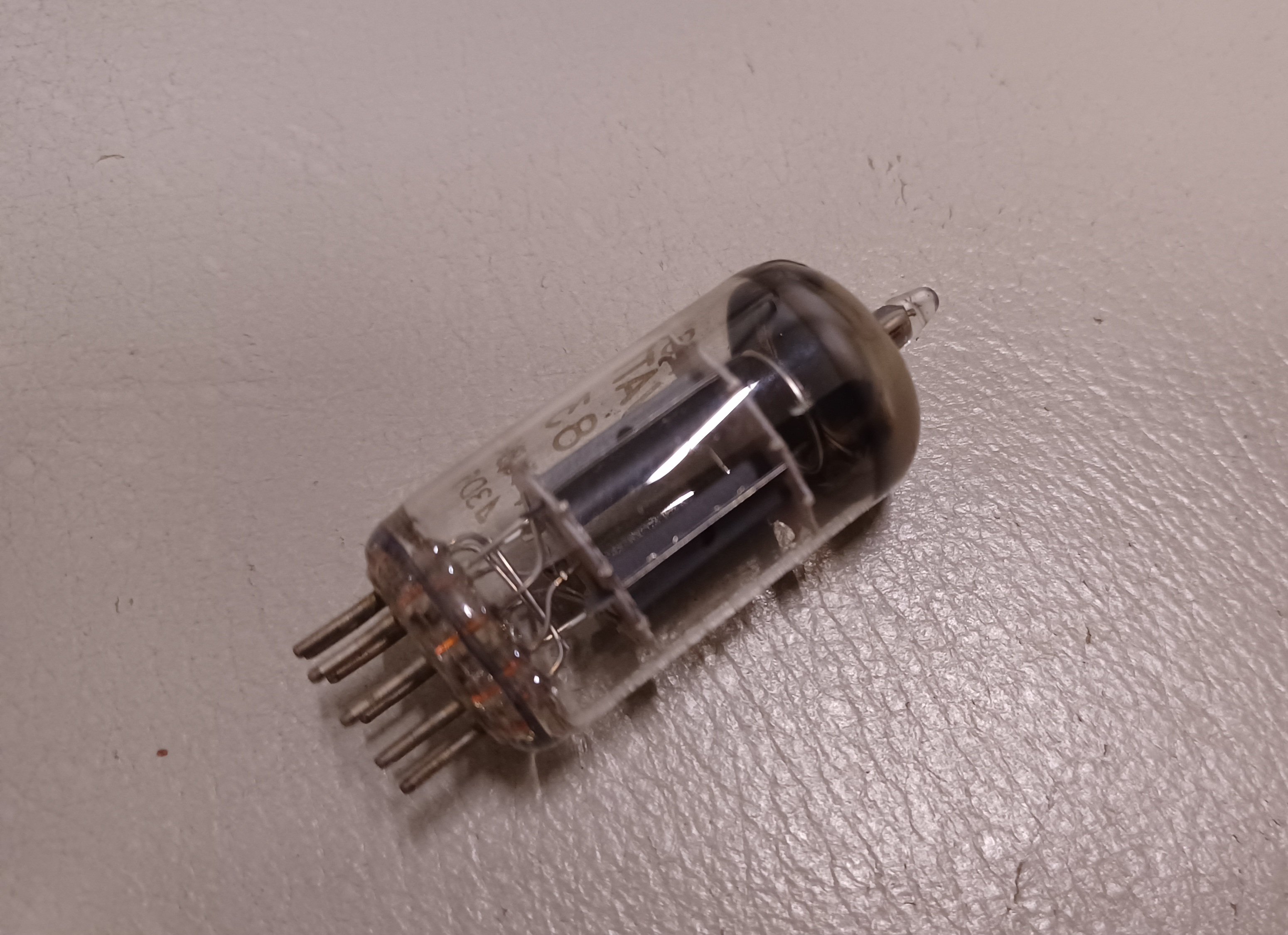 Philips miniwatt ECC83 12AX7 Heerlen 1963 |﻿ Hi-Fi and Cinema Cables ...