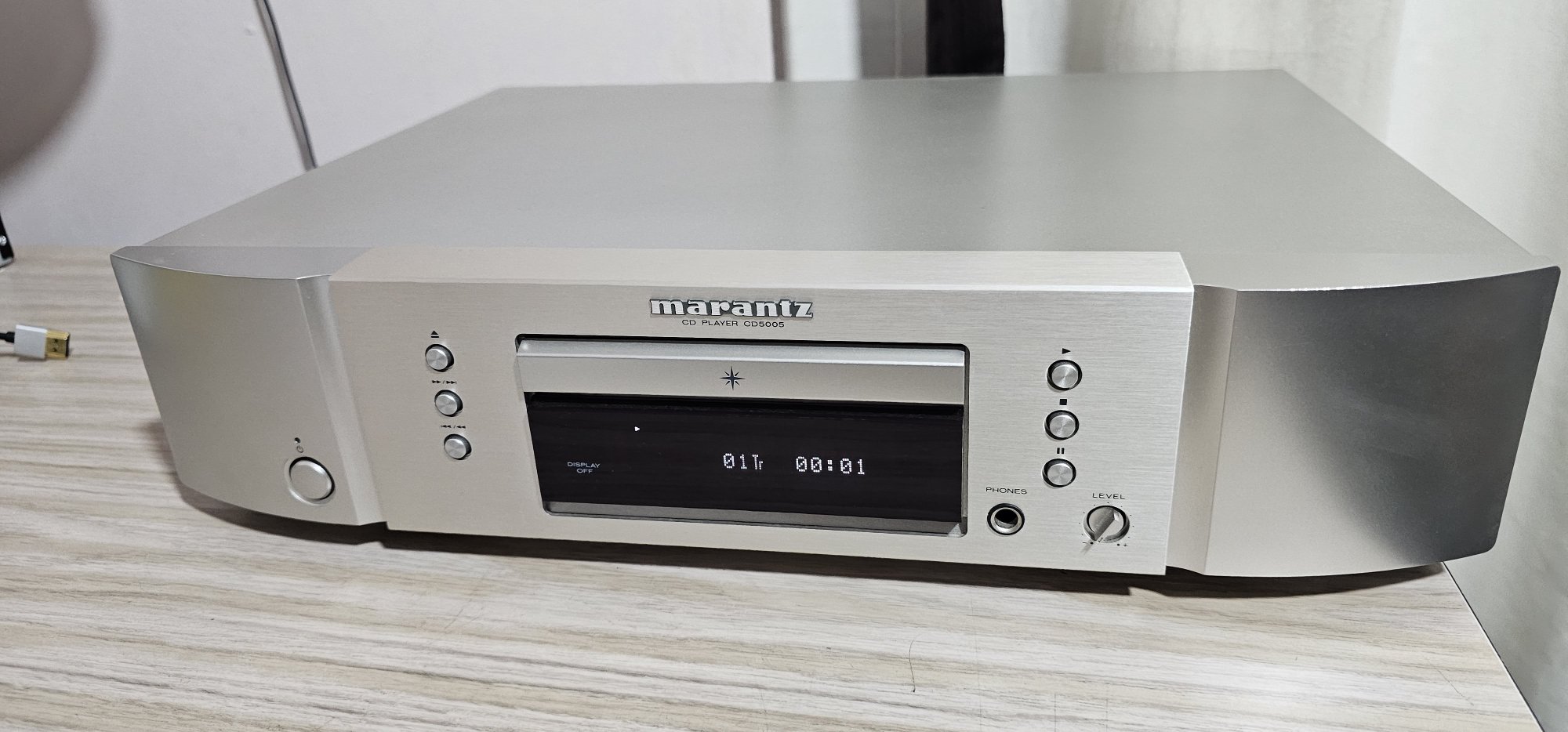 Marantz CD5005 CD player. |﻿ Stereo, Home Cinema, Headphones Components