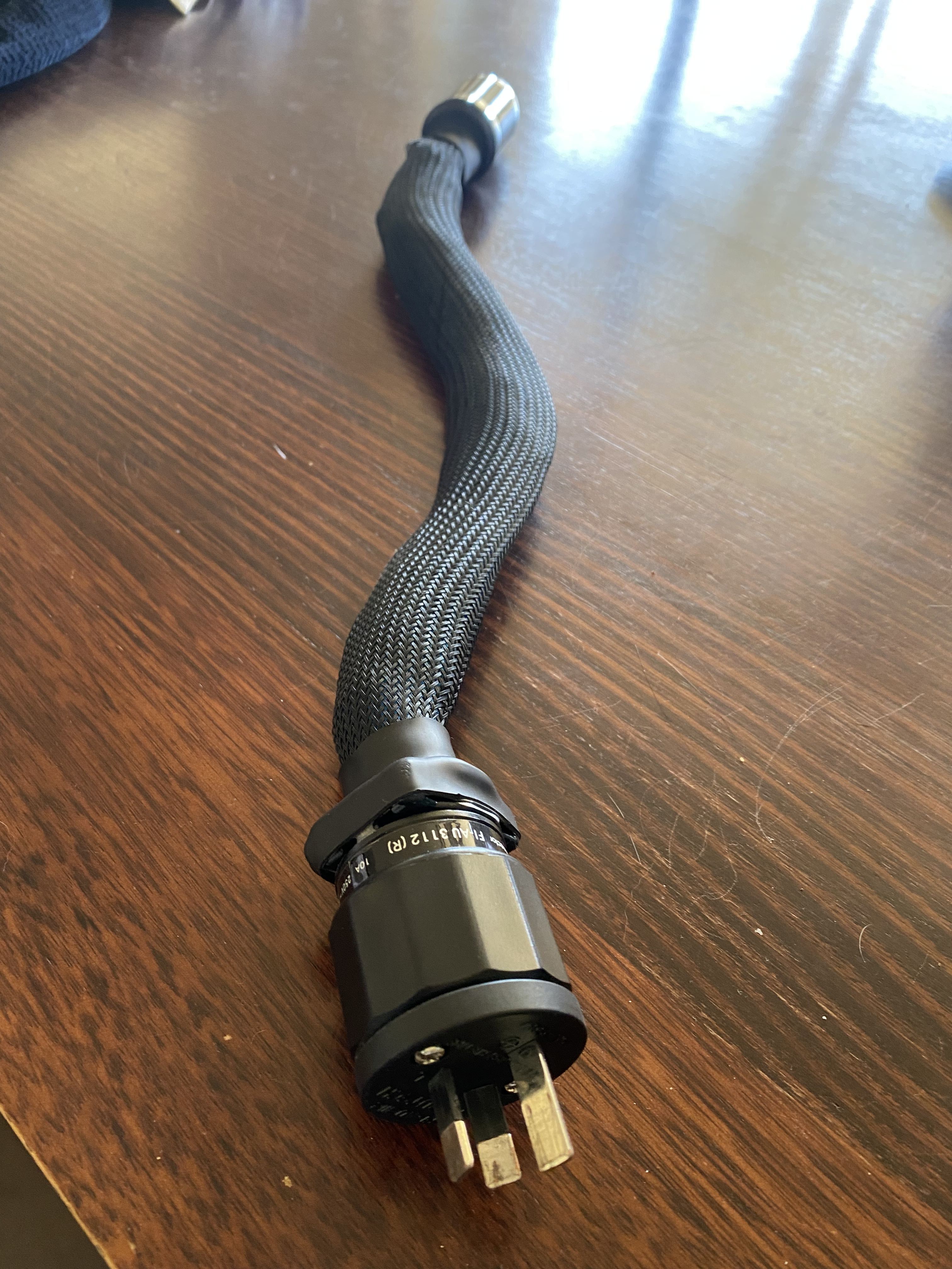 CommonGround Whisper power cable - Hi-Fi and Cinema Cables ...