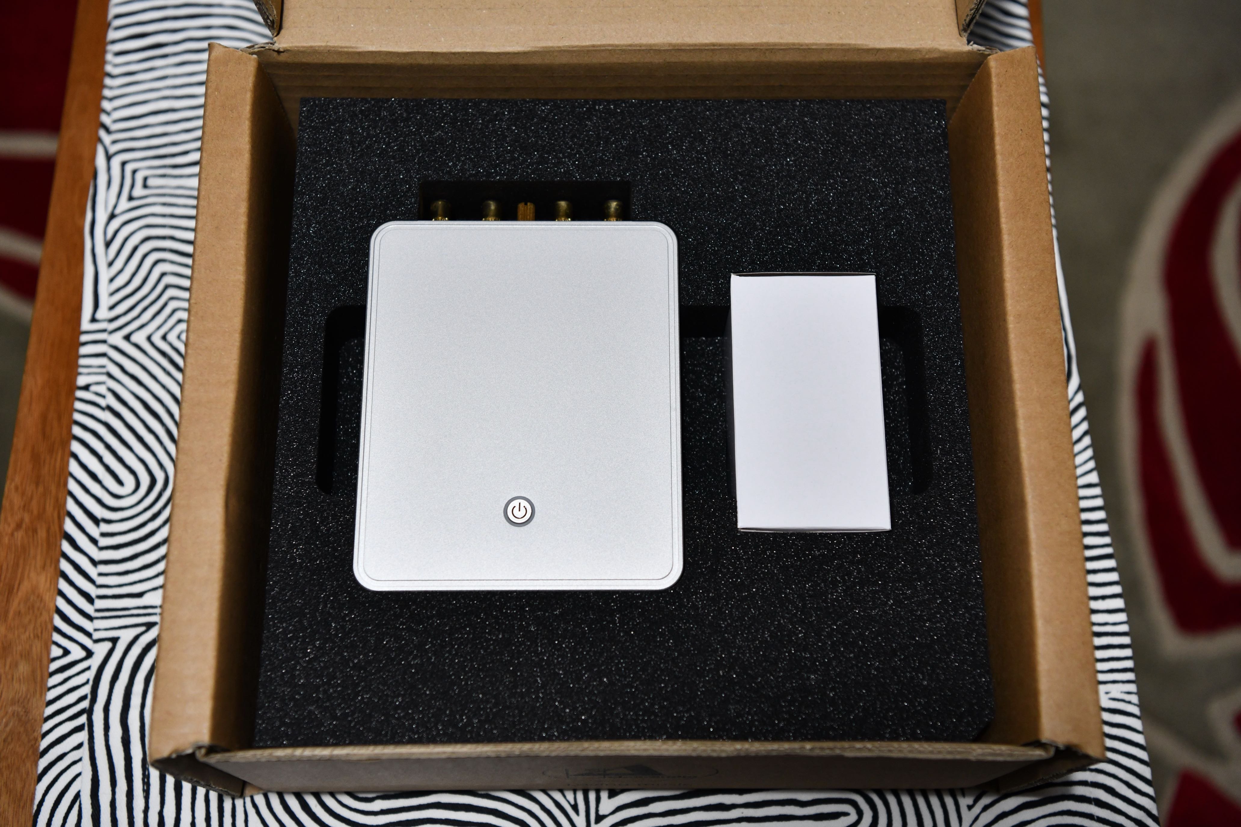 Clearaudio Basic V2 MM/MC Phono Stage - Silver - Stereo, Home Cinema ...