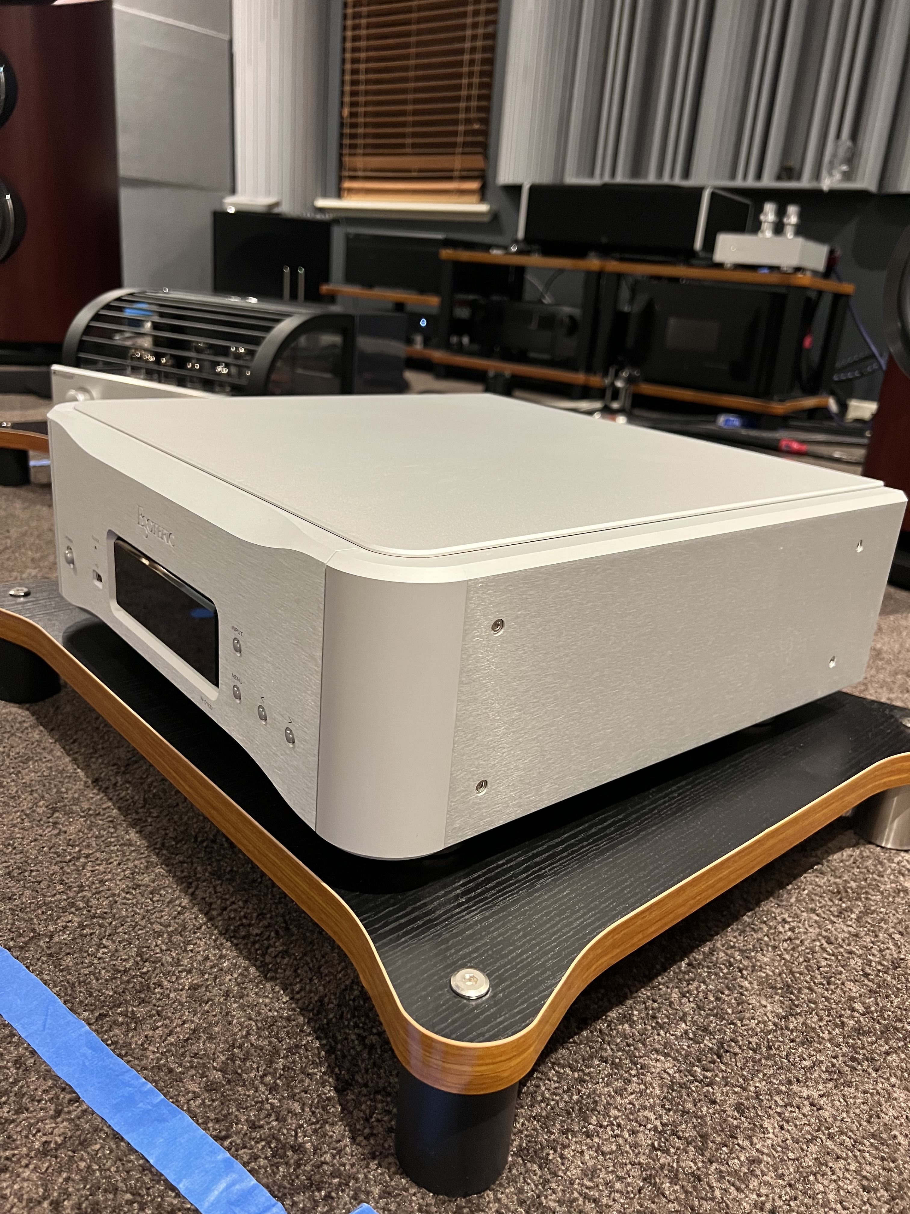 Esoteric N01-XD - Stereo, Home Cinema, Headphones Components - StereoNET