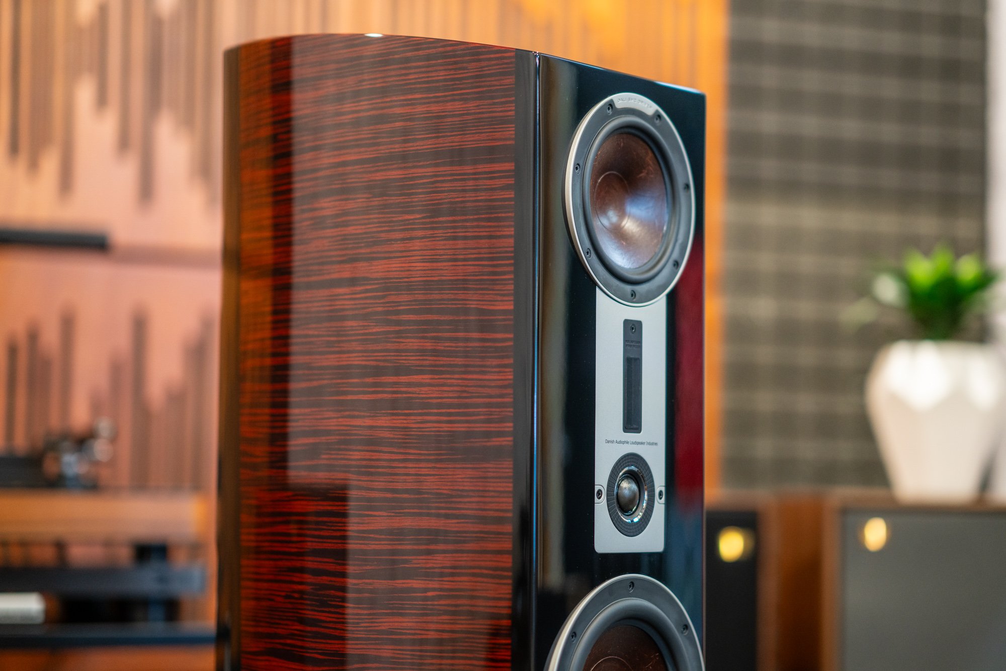 DALI Epicon 8 Speakers - High Gloss Ruby Macassar - Aussie Audio Mart
