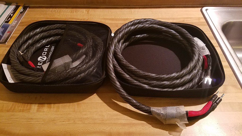 Wireworld Silver Eclipse 8 Bi-wire speakers cable |﻿ Hi-Fi and Cinema Cables & Accessories