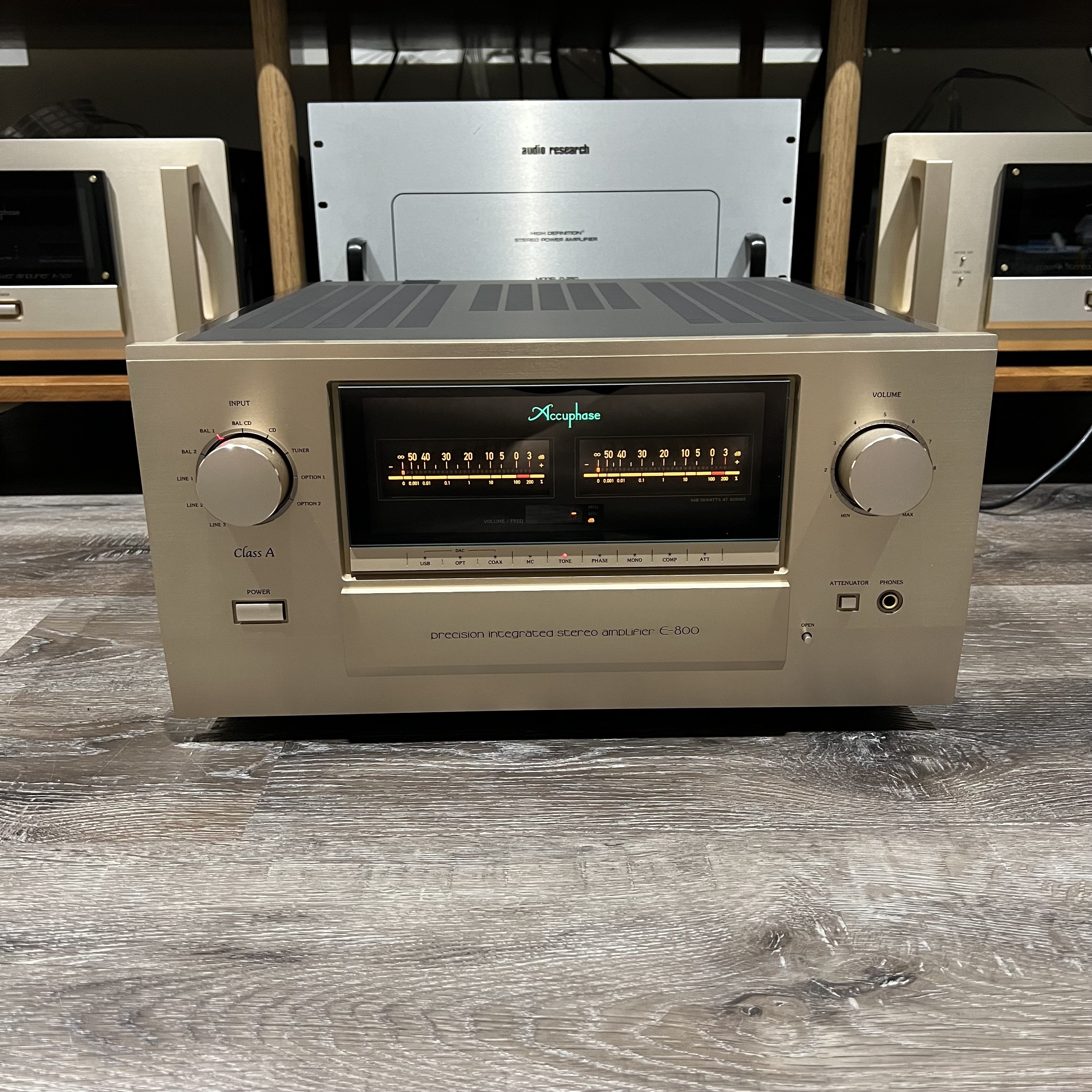 Accuphase E-800 Flagship Integrated Amplifier (240 Volt) - Stereo, Home ...