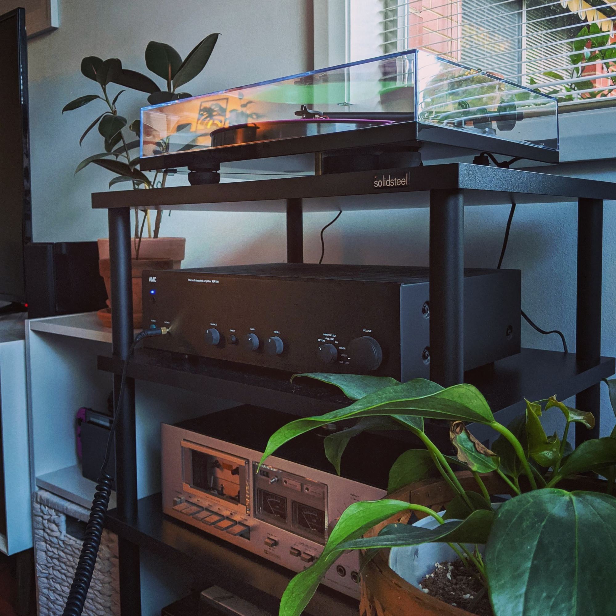 Solidsteel S2-4 Four-Shelf Hi-Fi Rack Black |﻿ Hi-Fi and Cinema Cables ...