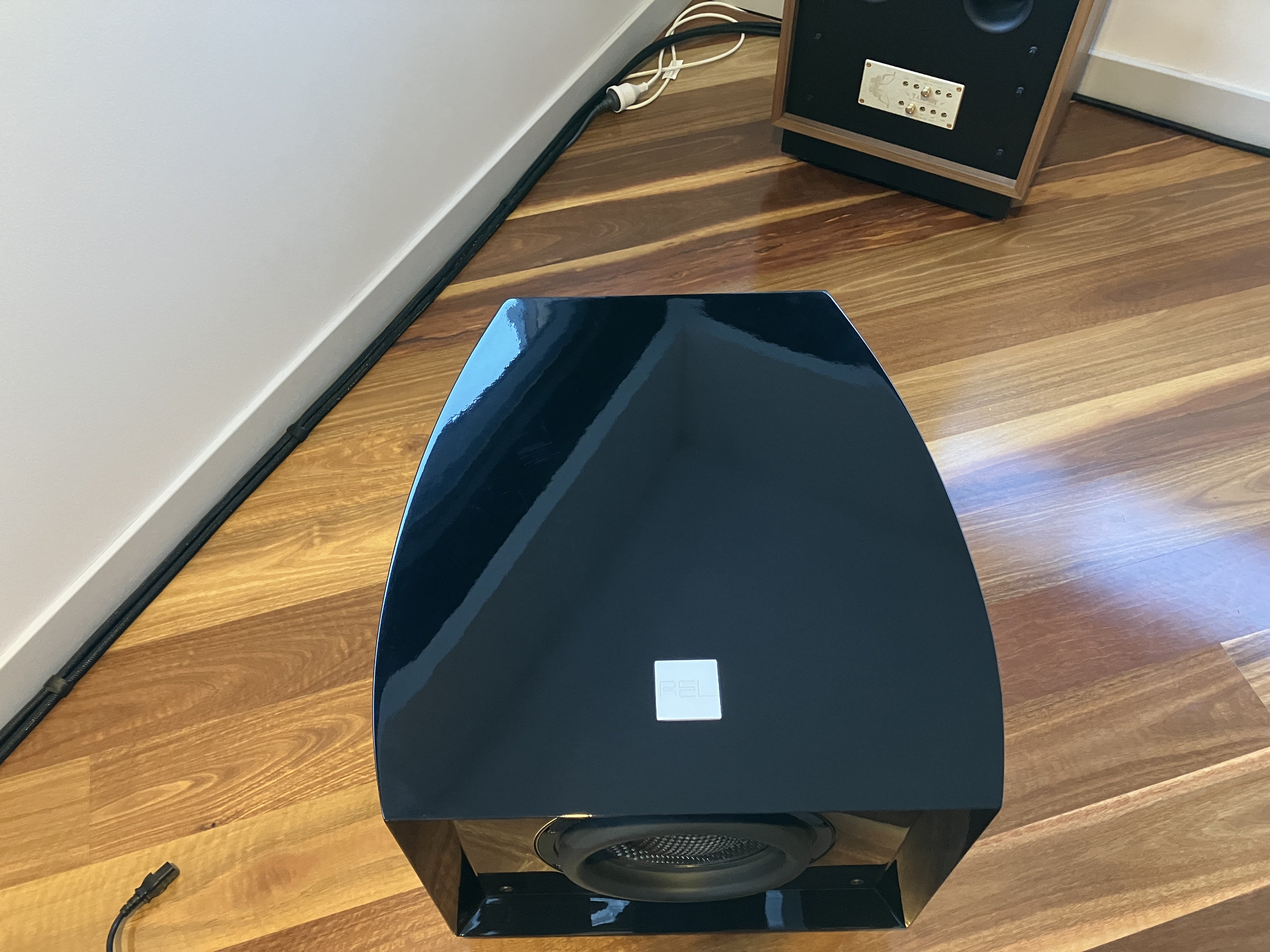 REL Gibraltar G2 Subwoofer - Stereo, Home Cinema, Headphones Components ...
