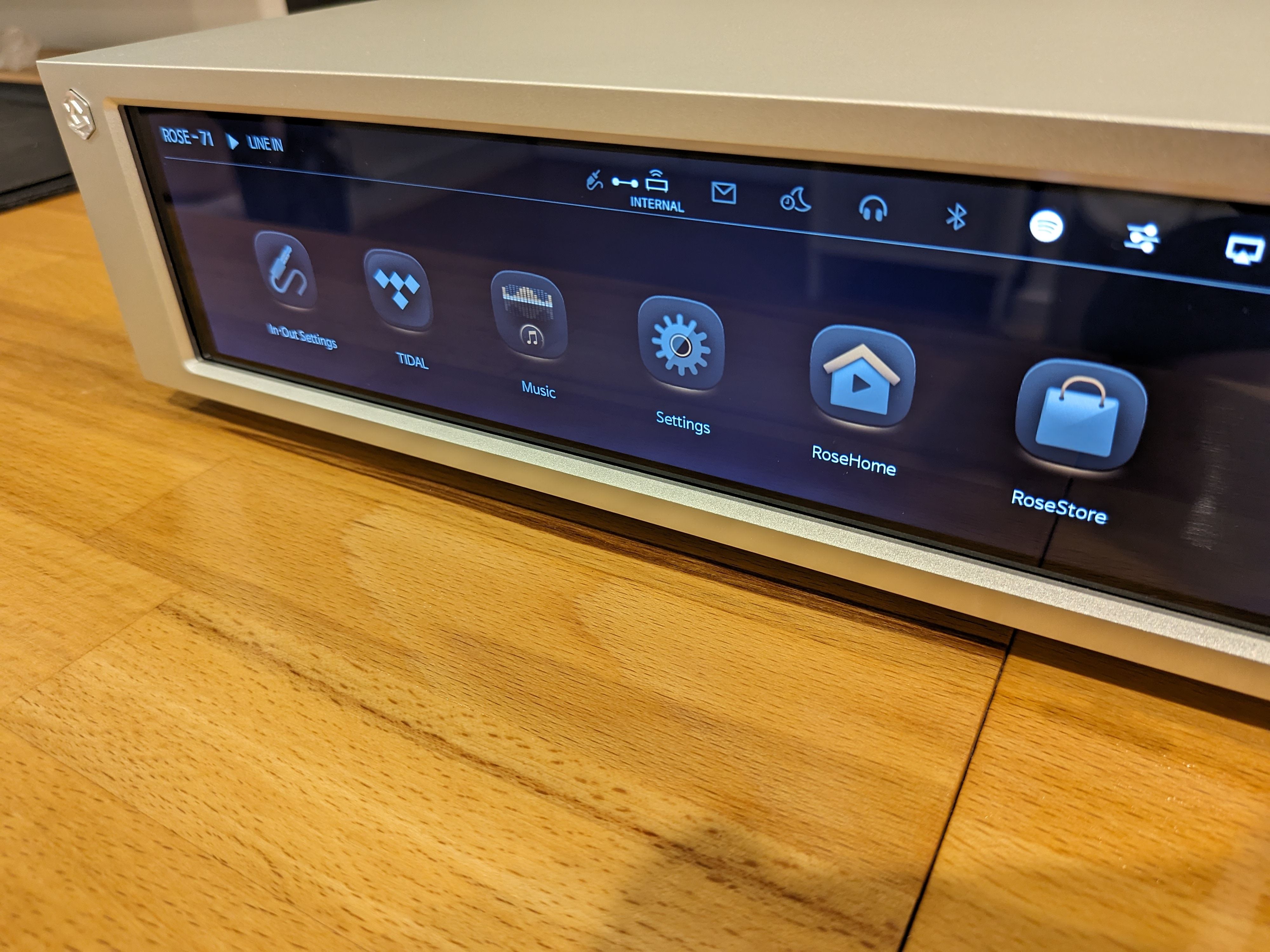 HiFi ROSE RS201 Hi-Fi Network Media Player - Stereo, Home Cinema ...