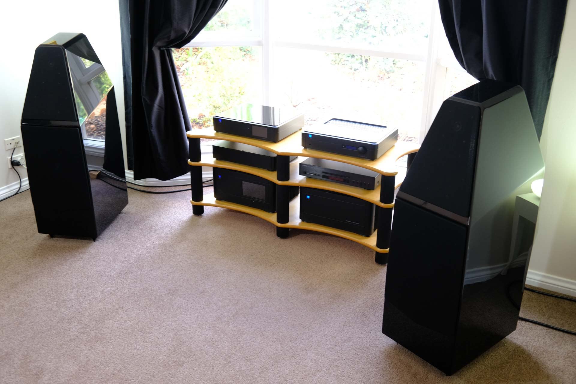 Wilson Audio Sophia Series 3 Floor Standing Speakers - Stereo, Home ...