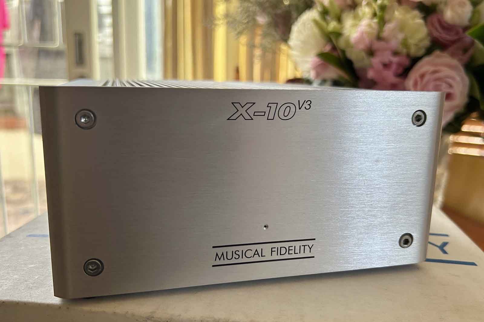 Musical Fidelity X-10 v3 buffer - Stereo, Home Cinema, Headphones ...