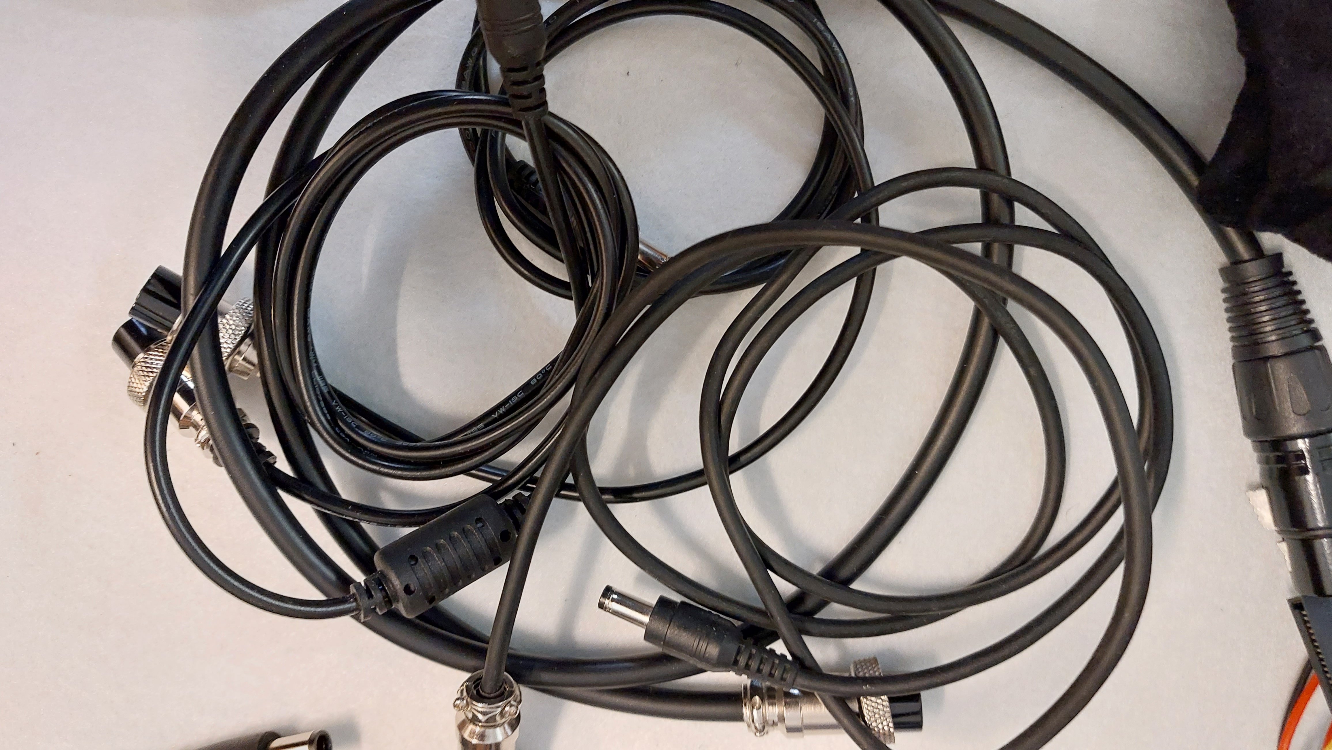 HDPLEX 100W – multi voltage linear power supply - Hi-Fi and Cinema ...