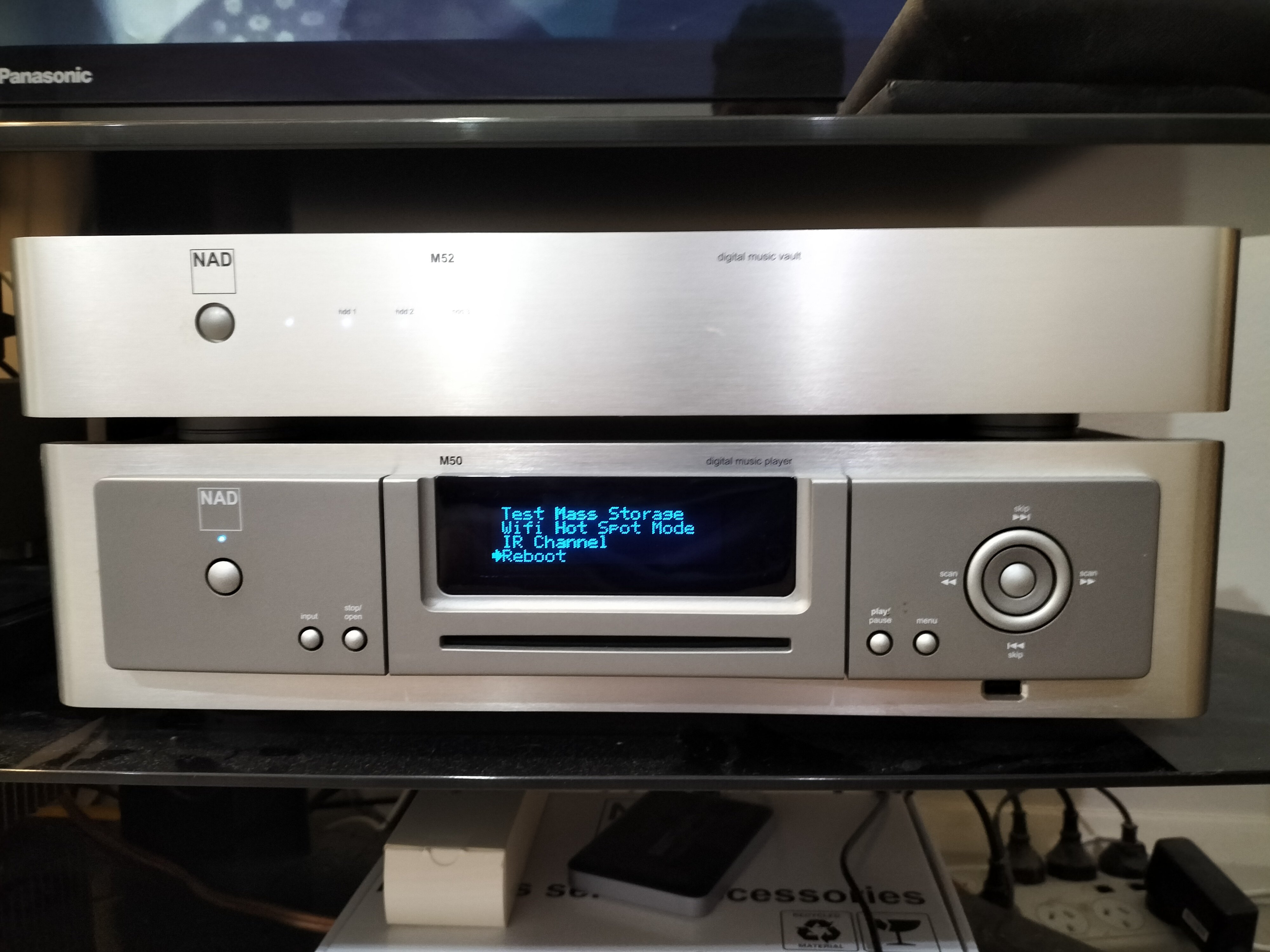 NAD M50 Digital Music Player, M51 DAC, M52 Music Vault - Stereo, Home ...