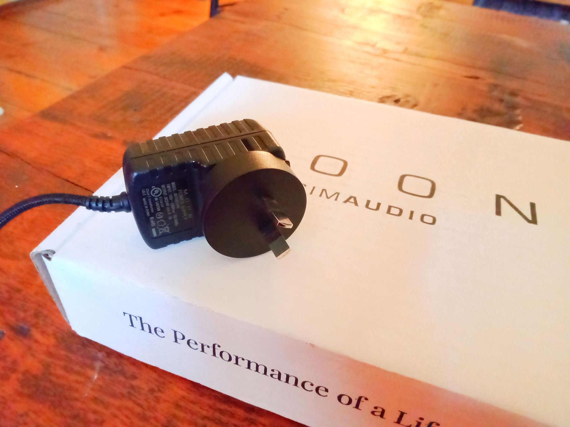 Moon LP110 v2 Phono Stage |﻿ Stereo, Home Cinema, Headphones Components