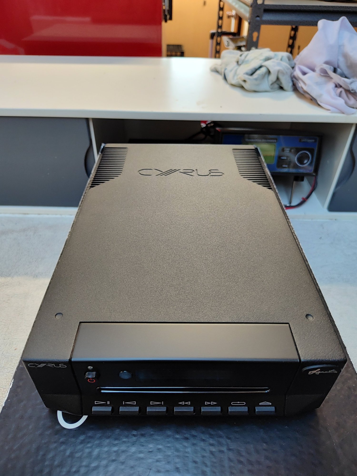 Cyrus CD Xt Signature - Stereo, Home Cinema, Headphones Components ...