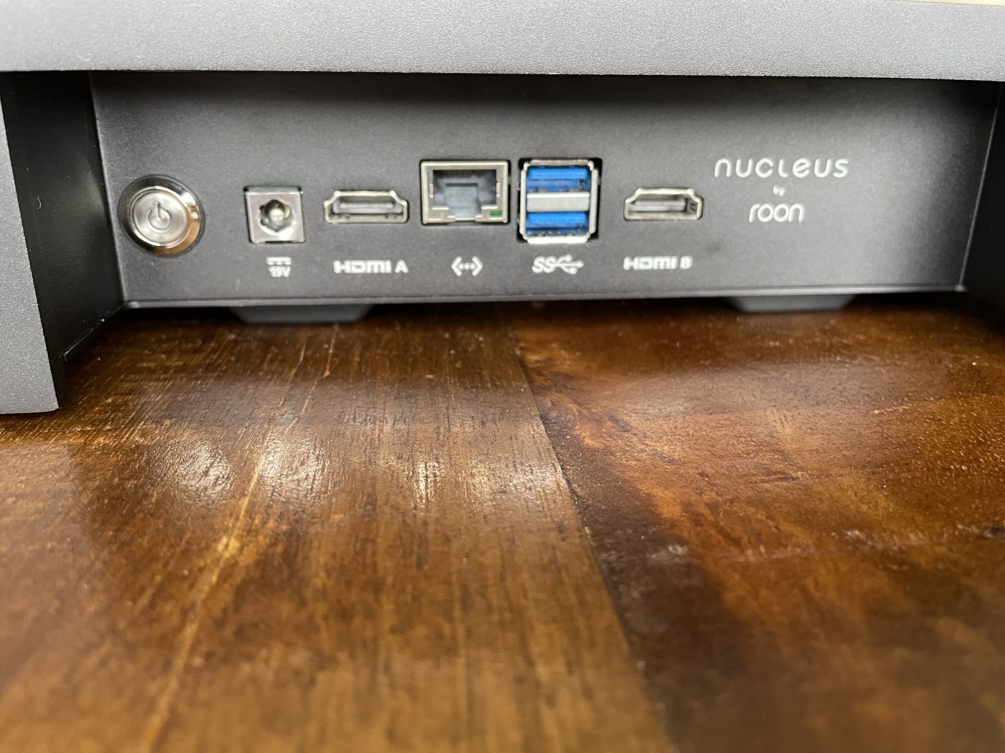 ROON Nucleus Plus with SBooster Power Supply - Stereo, Home Cinema ...