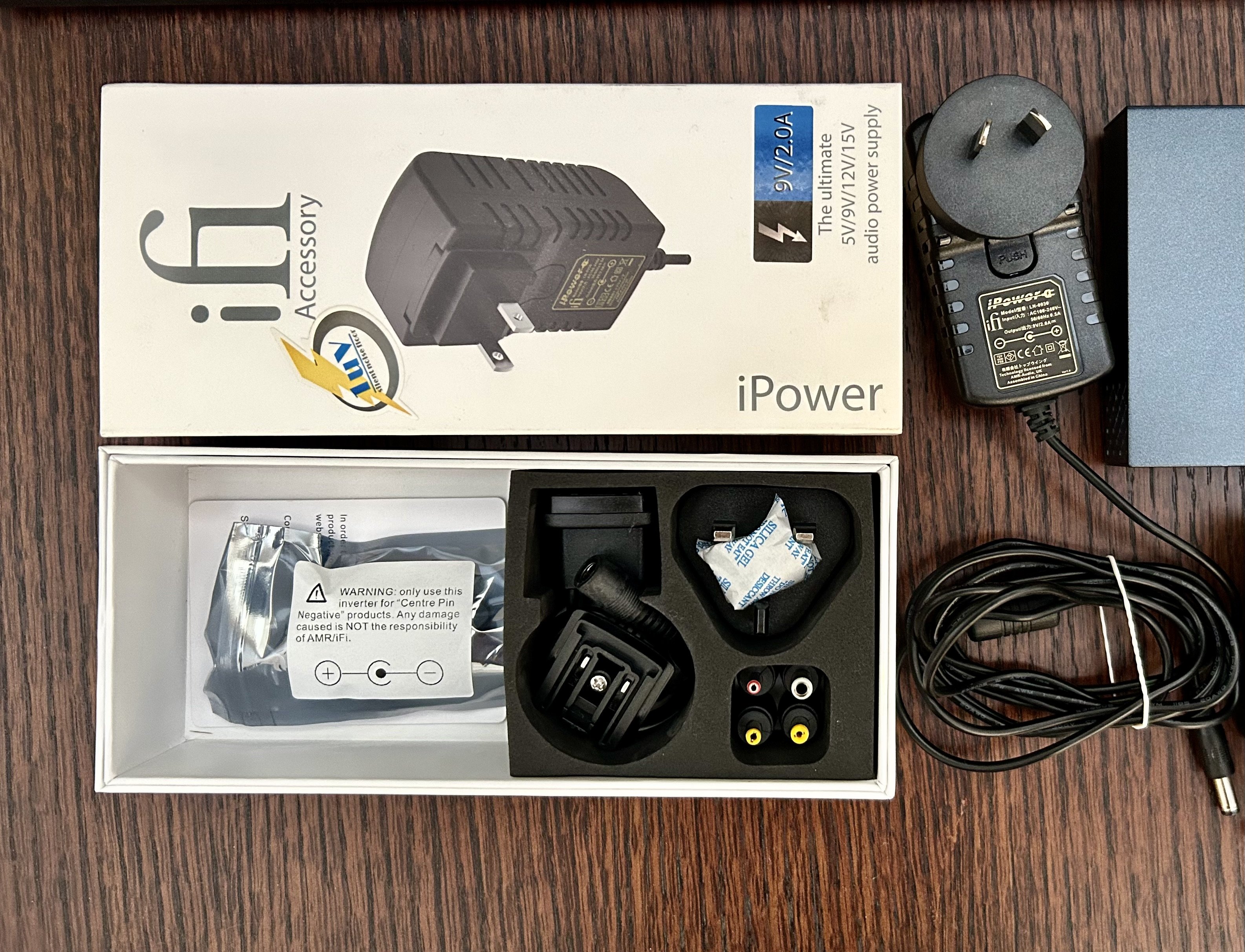 Ifi IPower 9V/2.0A Audiophile Power Supply (Mk1) - Hi-Fi and Cinema Cables & Accessories - StereoNET