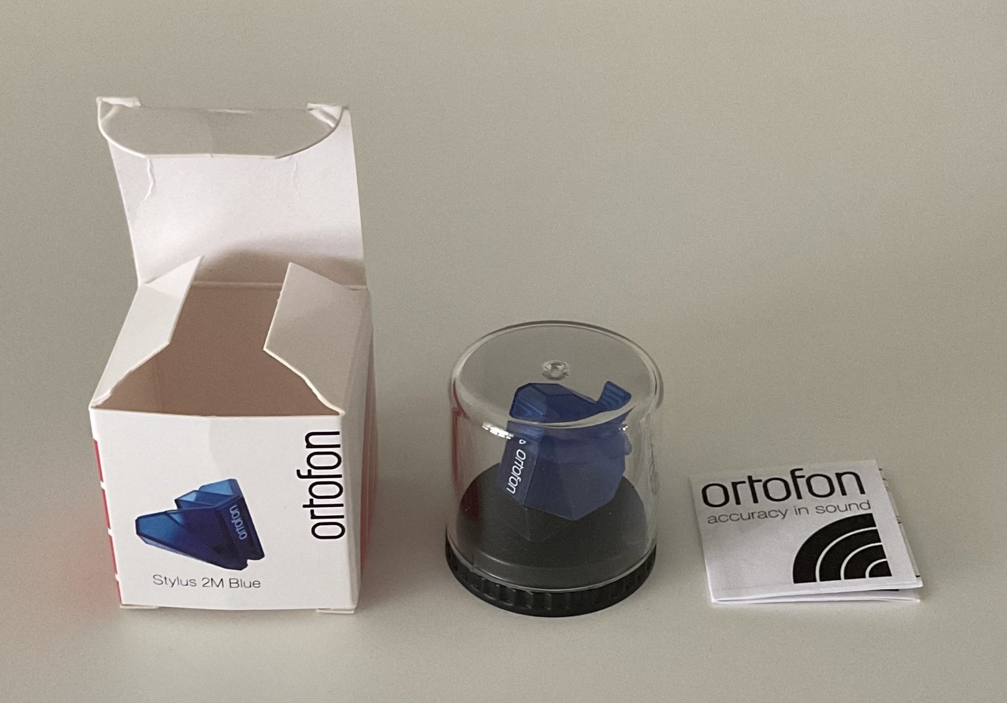 Ortofon 2M Blue Stylus - Hi-Fi and Cinema Cables & Accessories - StereoNET