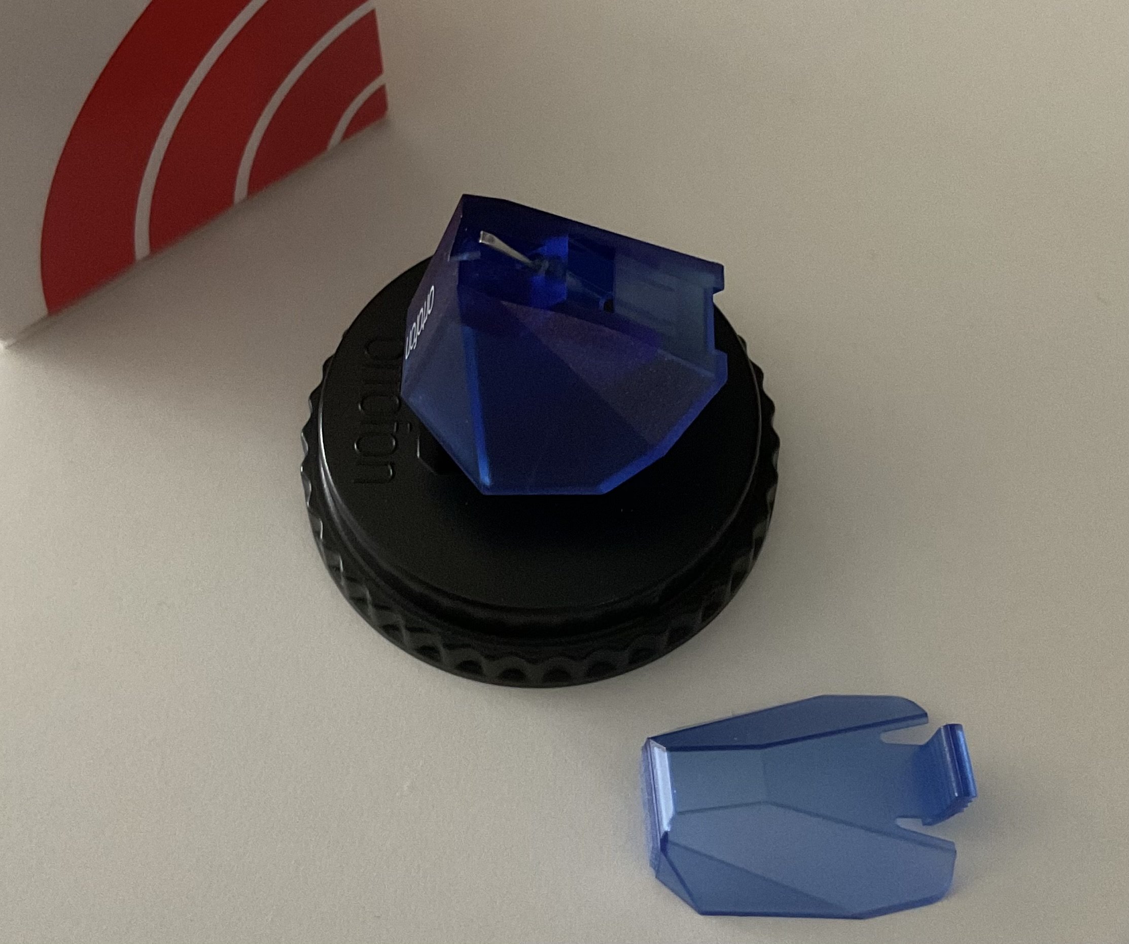 Ortofon 2M Blue Stylus - Hi-Fi and Cinema Cables & Accessories - StereoNET