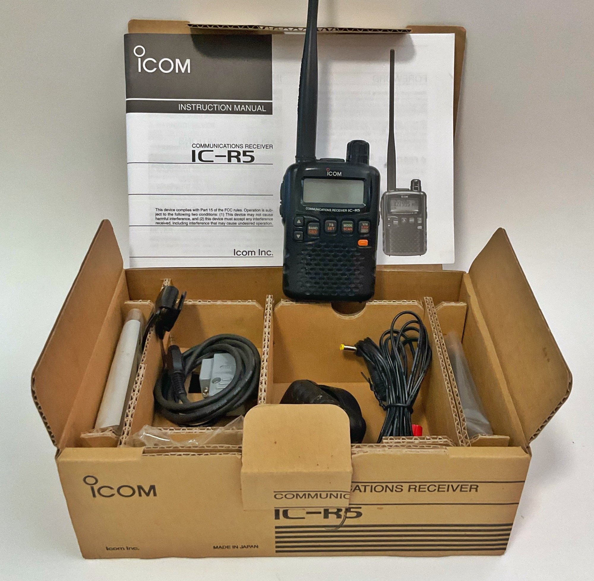 Icom IC-R5 wideband pocket scanner - like new - Classifieds - All Other ...