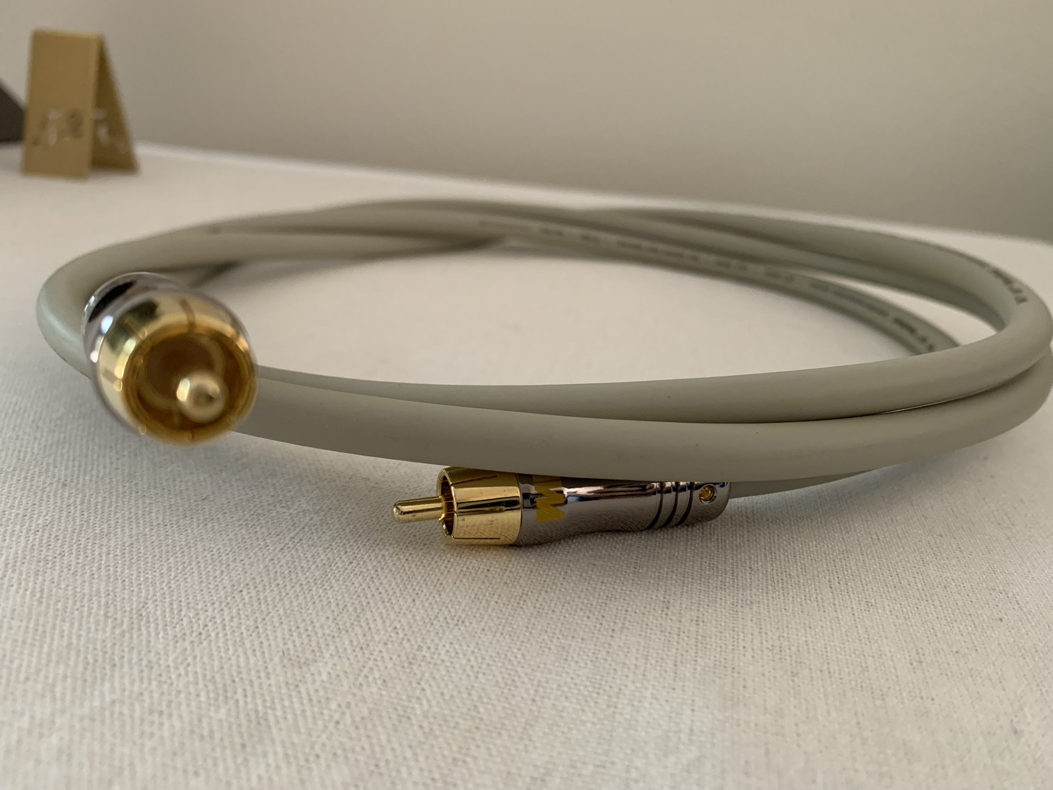 MIT AVT Level 2 CO-axial digital cable 1.8M - Hi-Fi and Cinema Cables ...