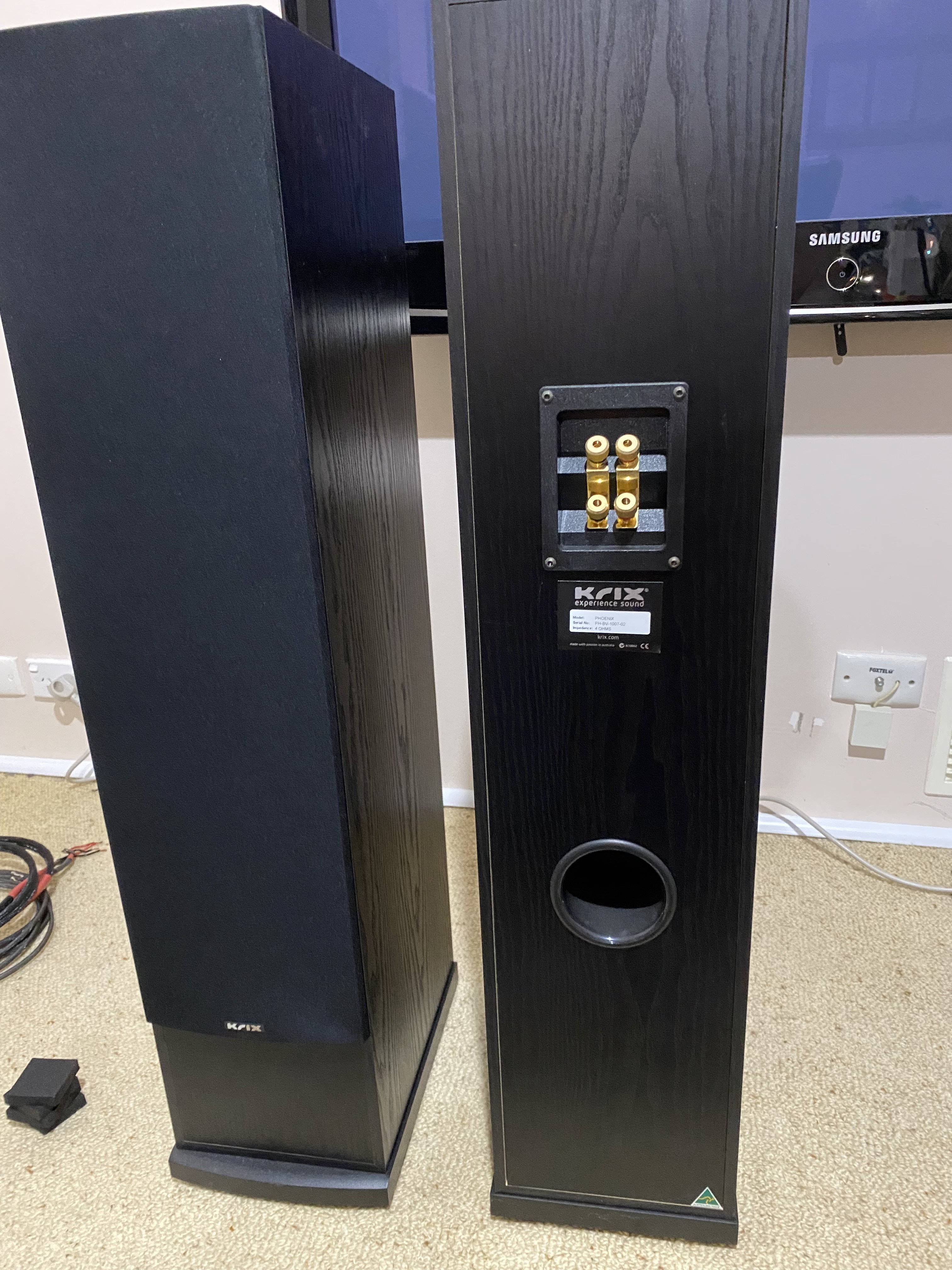 Krix phoenix mk1 floorstanders black - Aussie Audio Mart