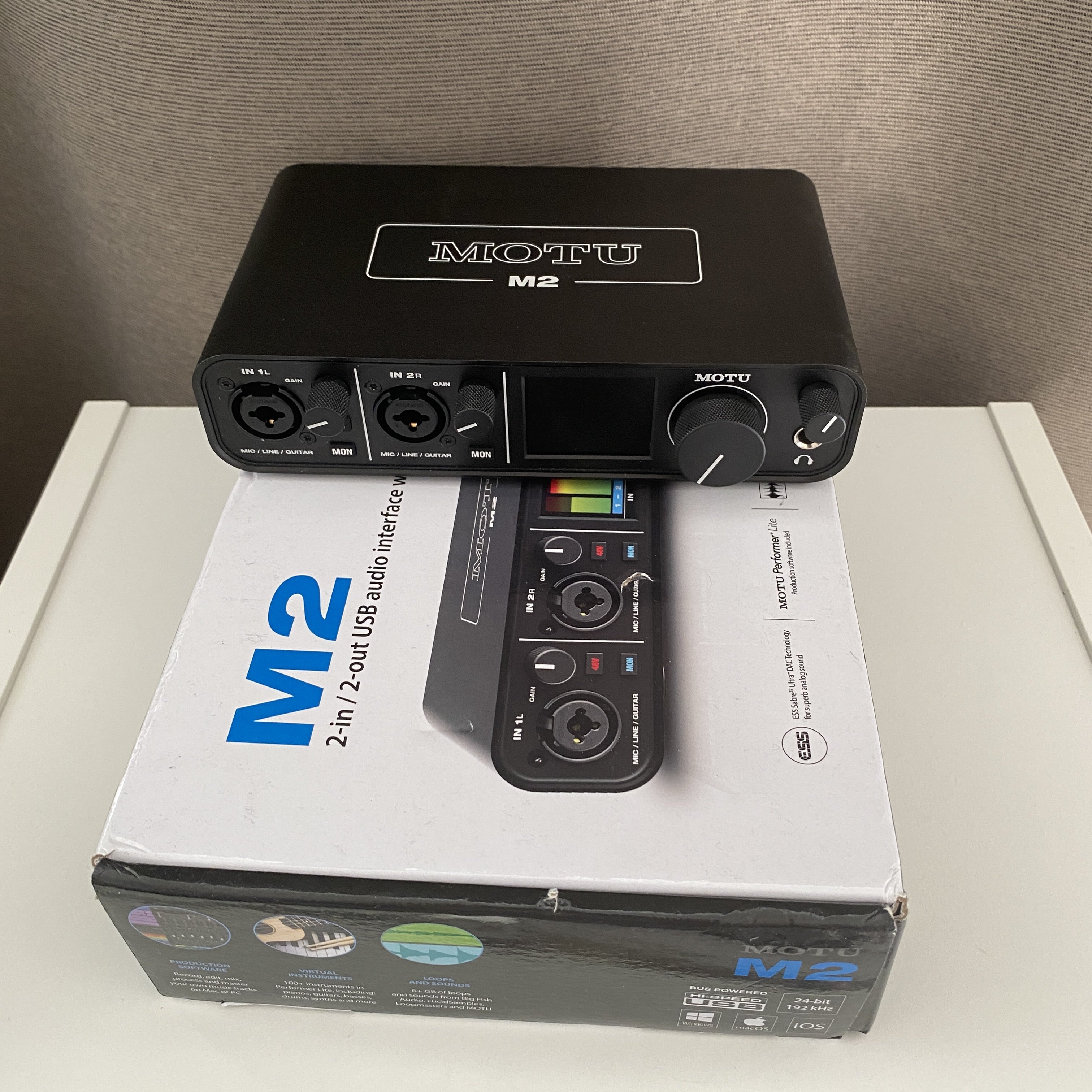 Motu M2 - 2X2 USB Audio Interface ADC DAC - Stereo, Home Cinema ...