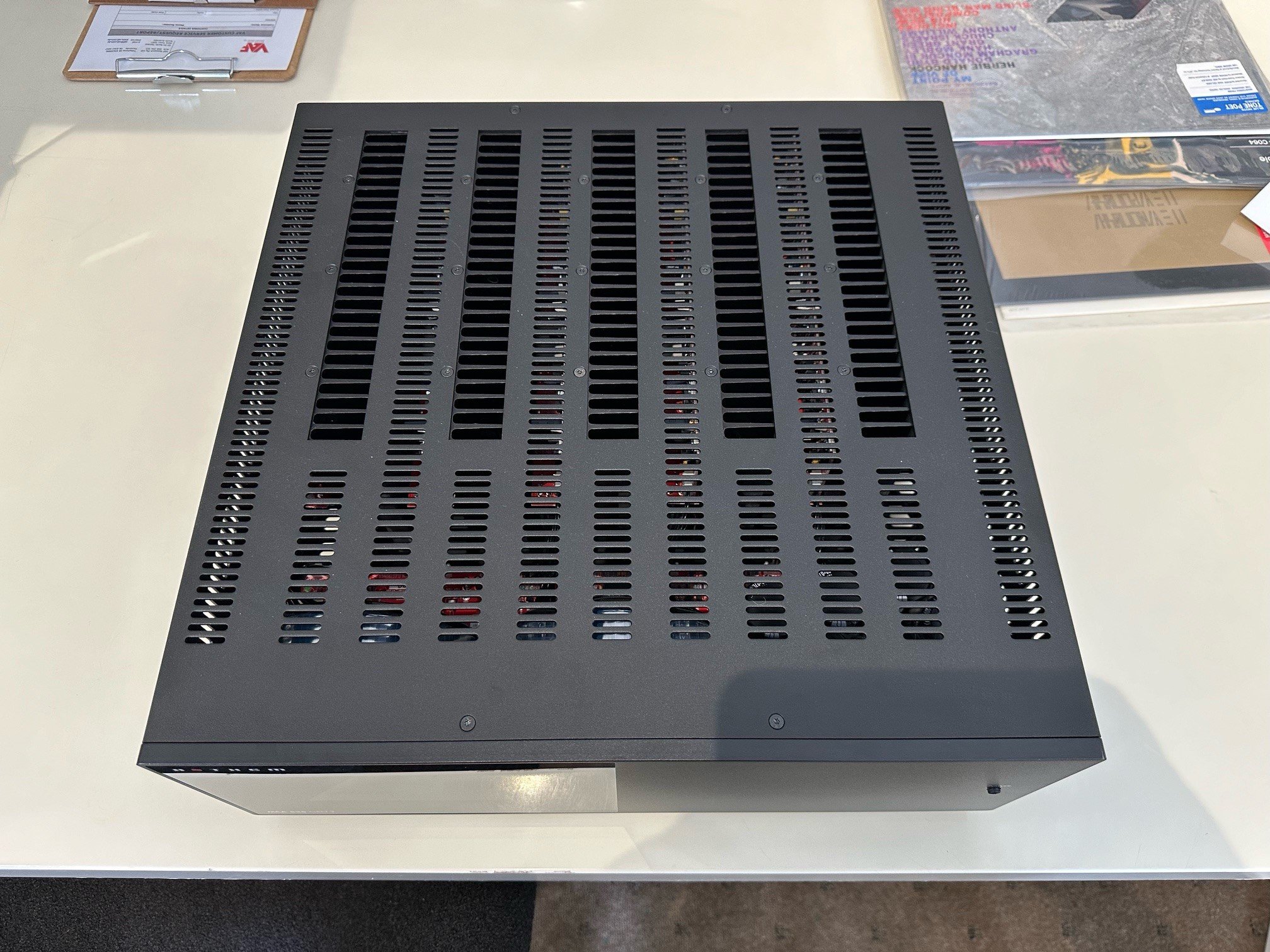 SOLD ELSEWHERE: Anthem MCA-525 Gen2 5 channel power amplifier ...