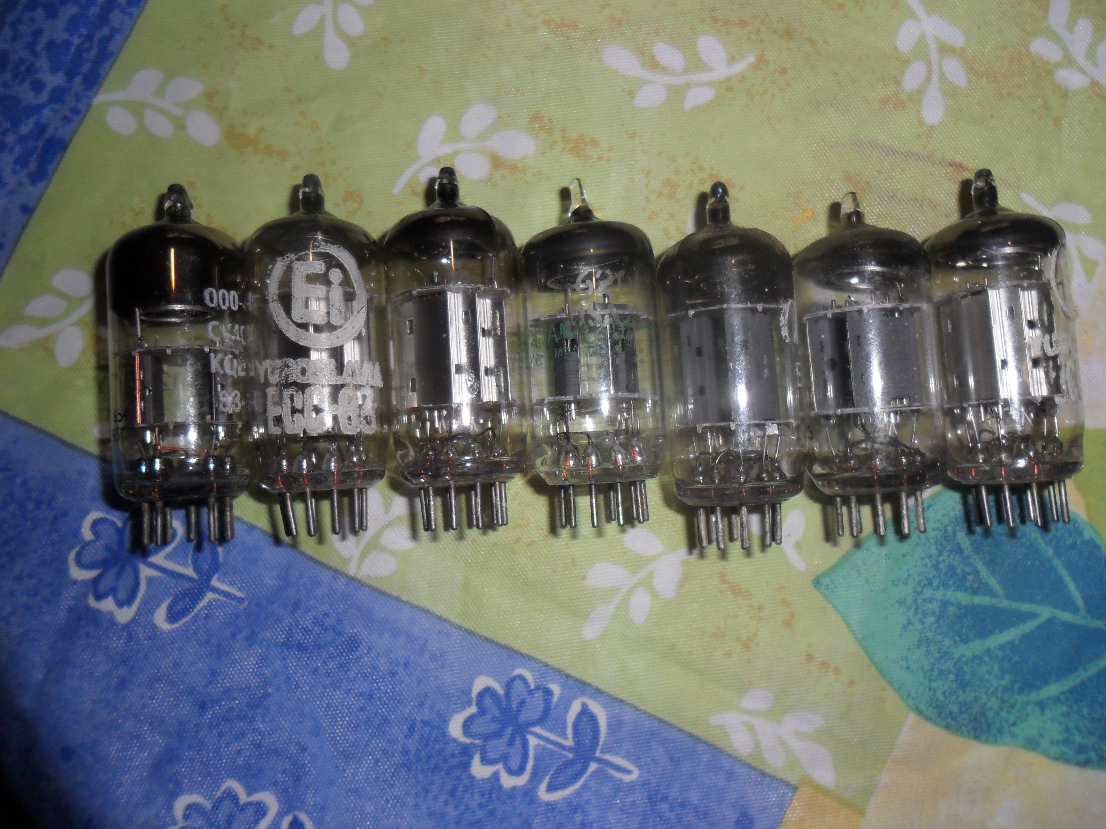 A selection of used ECC83 (12AX7) and 12AT7 valves |﻿ Hi-Fi and Cinema ...