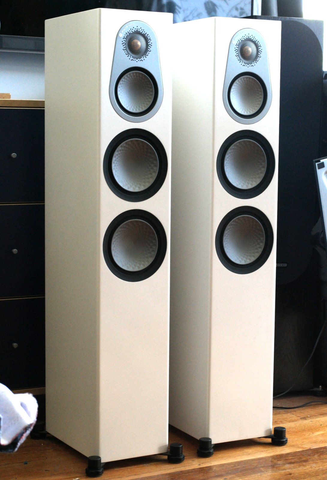 Monitor Audio Silver 300 speakers (6G) |﻿ Stereo, Home Cinema ...