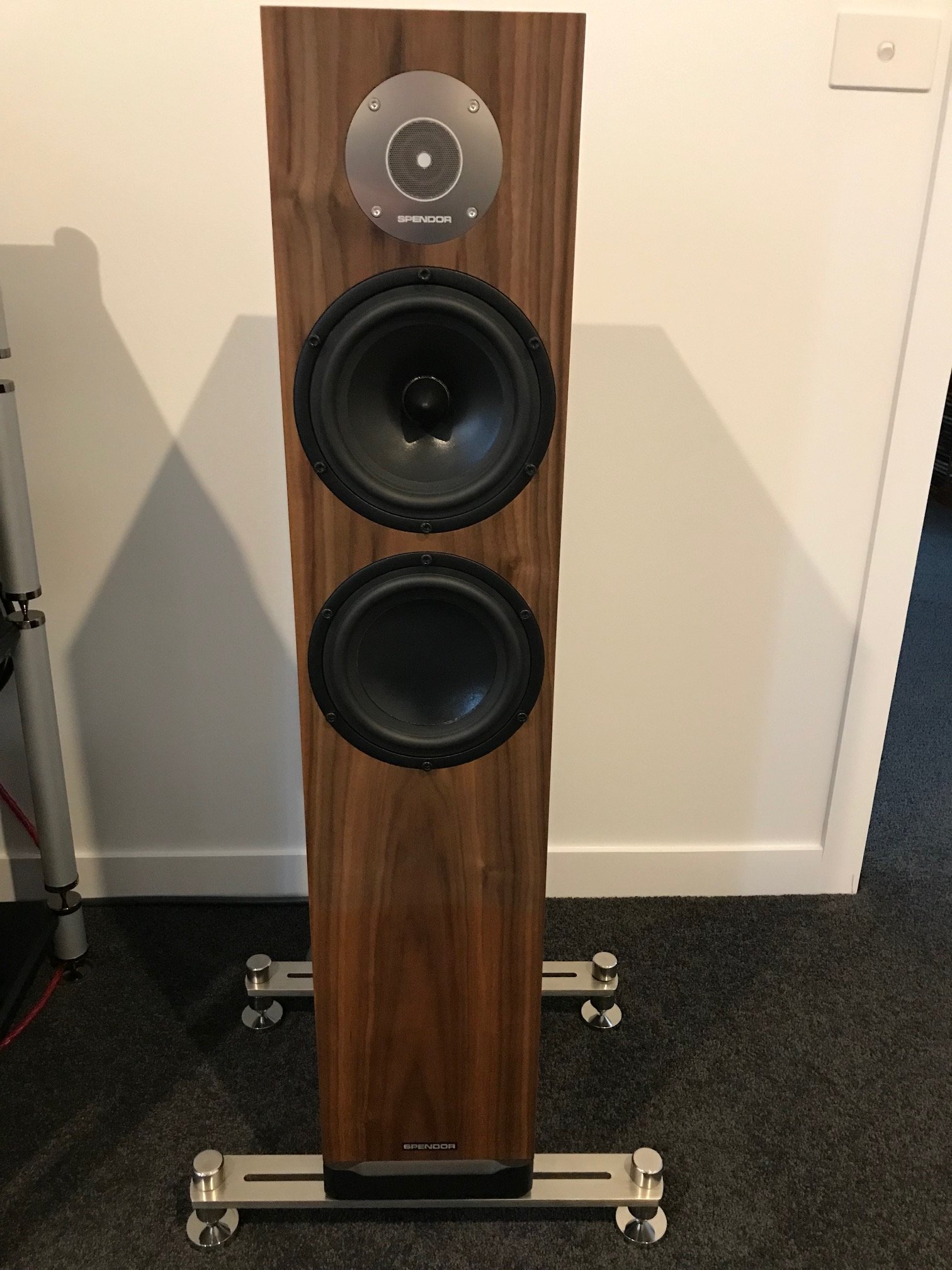 Spendor D7.2 Floorstander Speakers (RRP $10,999) |﻿ Stereo, Home Cinema ...